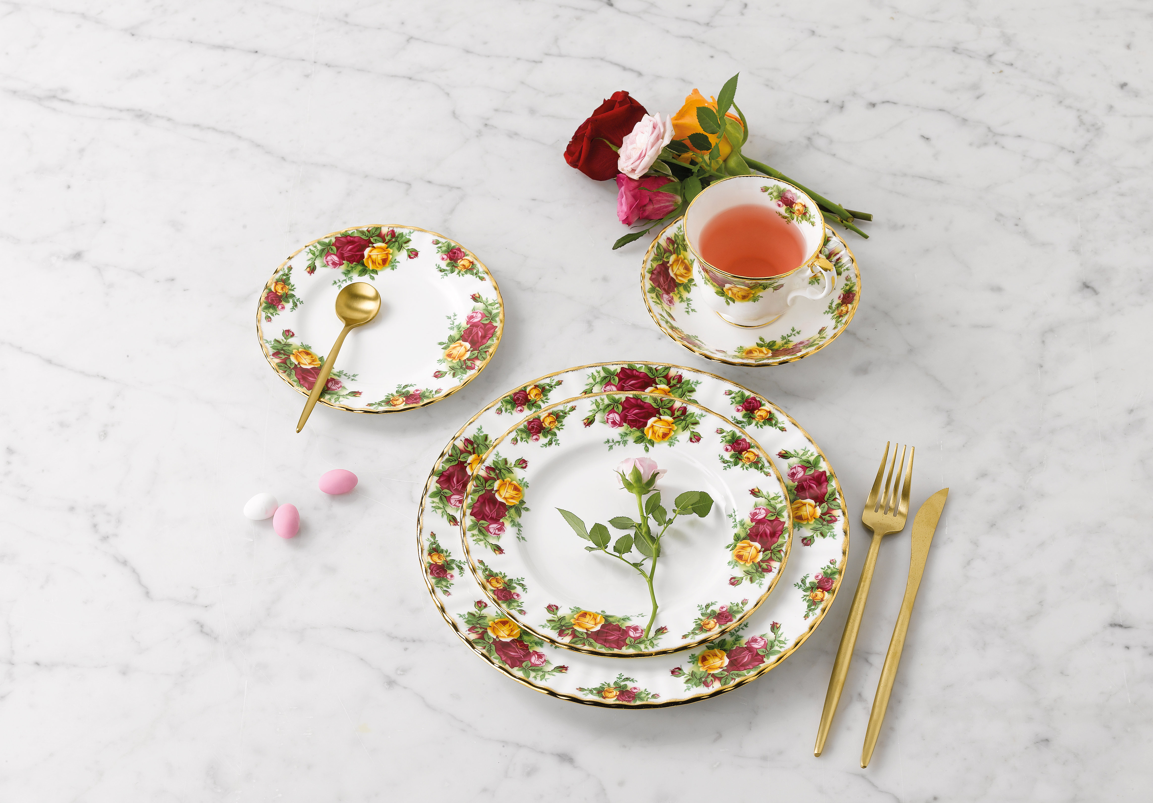 royal albert table setting