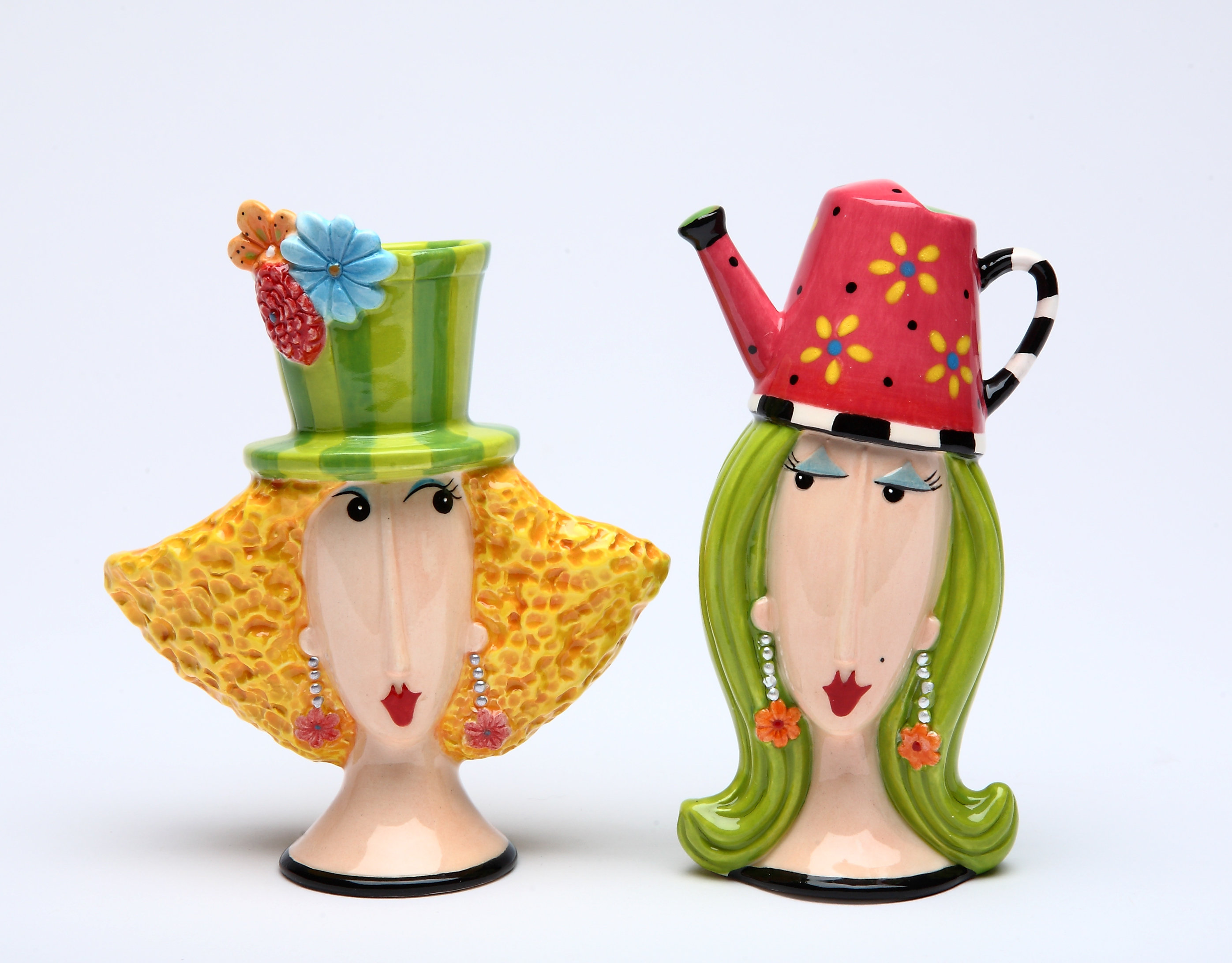 Cosmos Gifts Ceramic Salt and Pepper Shaker Set & Reviews | Wayfair