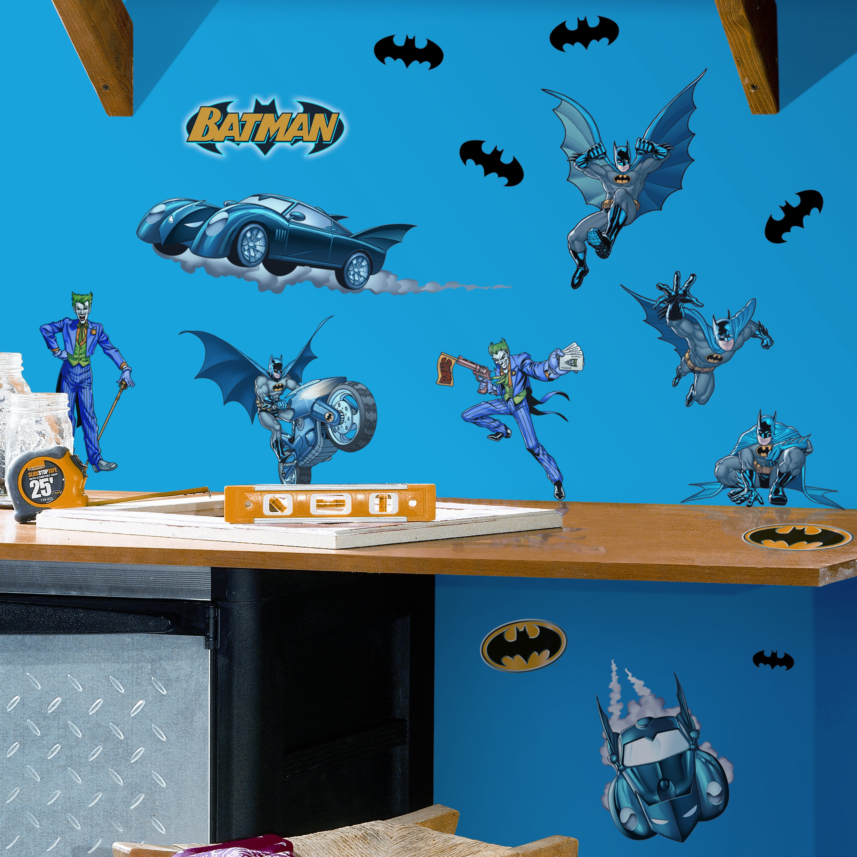 Room Mates Favorite Characters 31 Piece Batman Gotham Guardian Wall ...