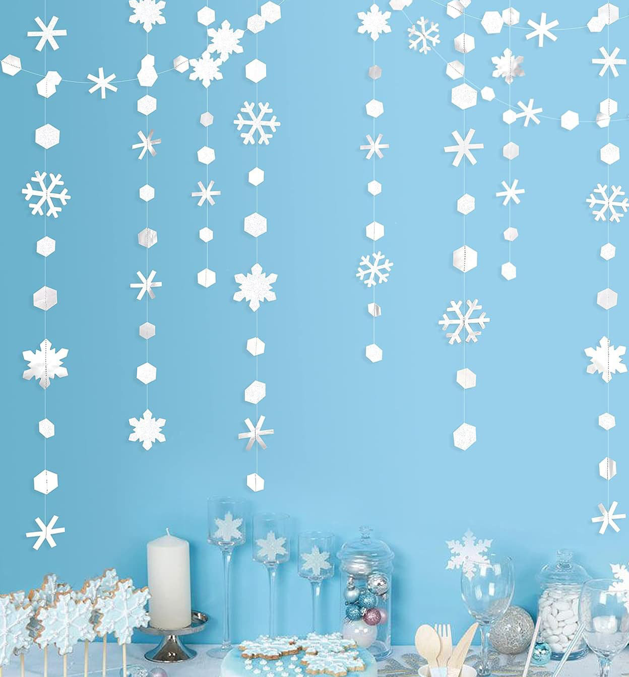 SAPESHA White Snowflake Garland & Metallic Glitter Snowflakes Streamer ...
