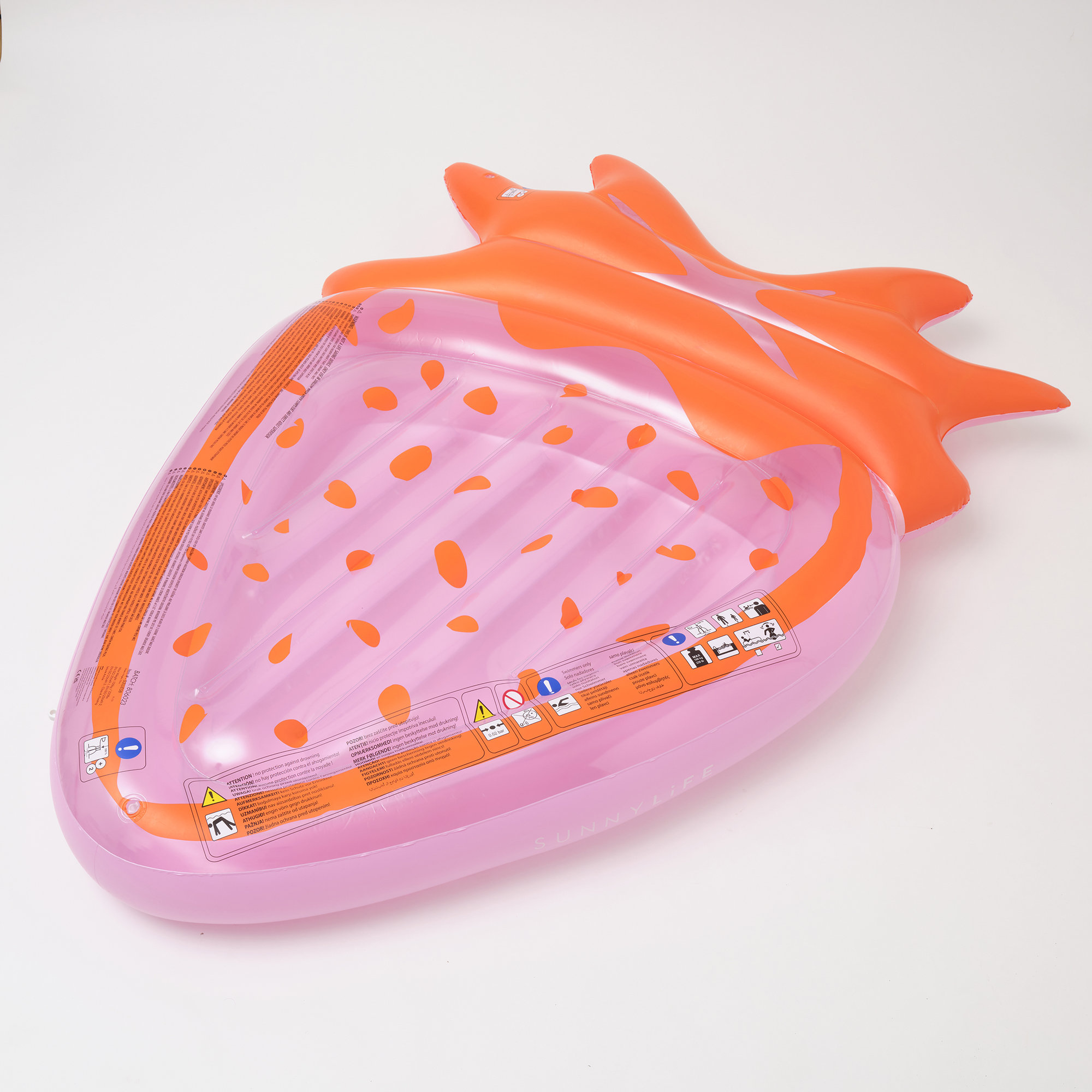Sunnylife: Luxe Lie-On Float - Strawberry - Inflatable Pool Lounge ...
