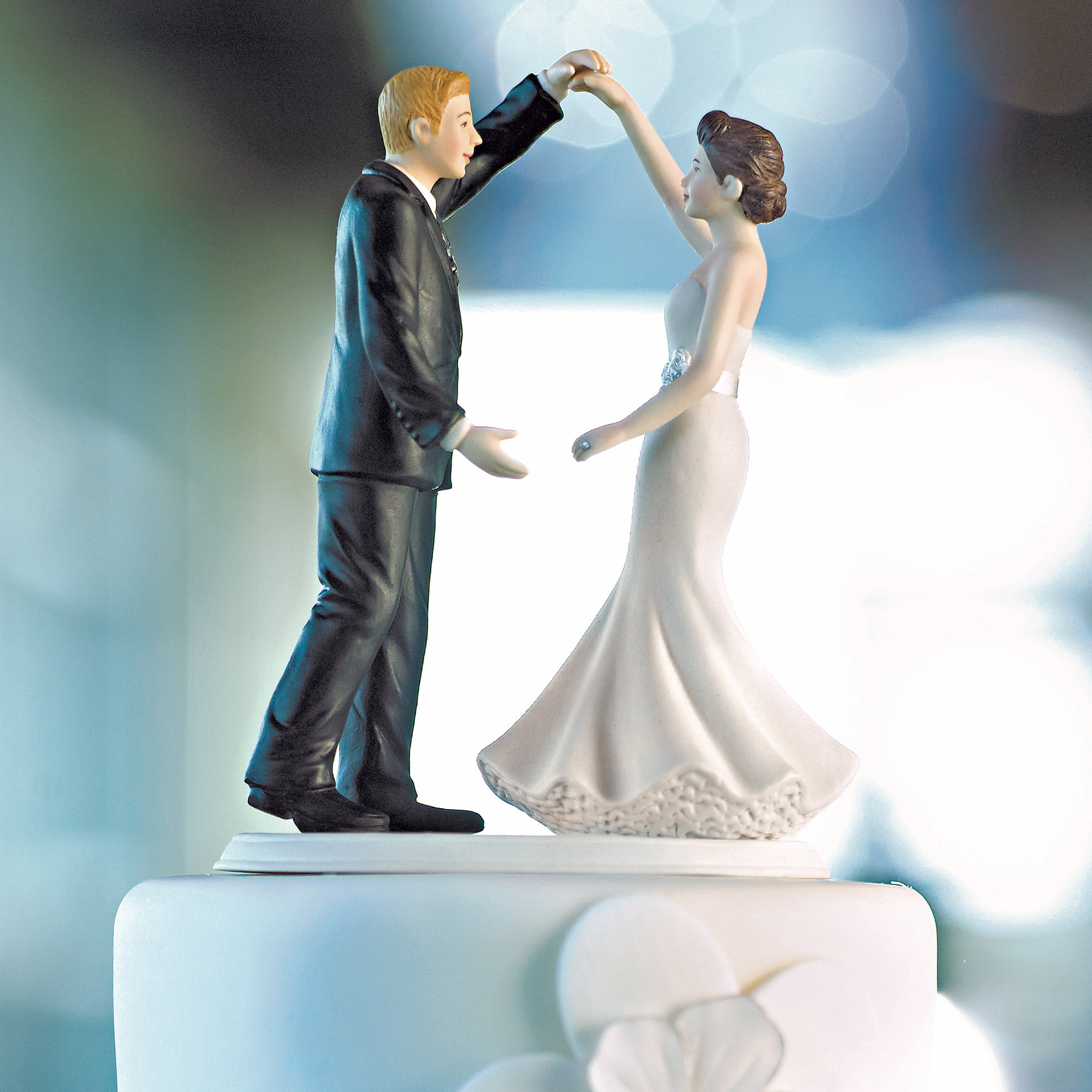 Weddingstar Porcelain Cake Topper - Wayfair Canada