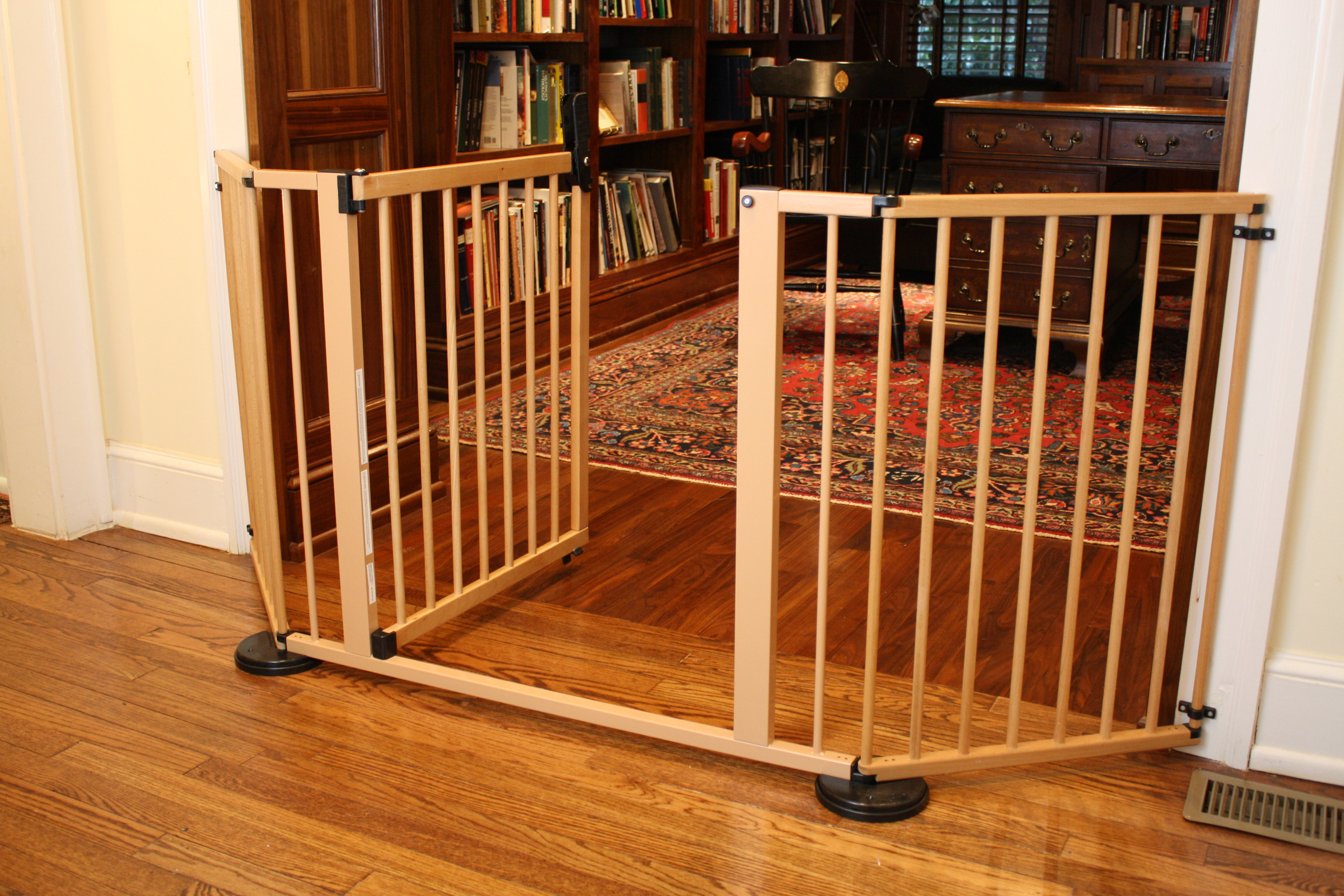 Cardinal Gates Versa Gate & Reviews | Wayfair