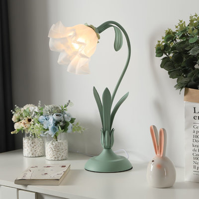 flower bedside lamp