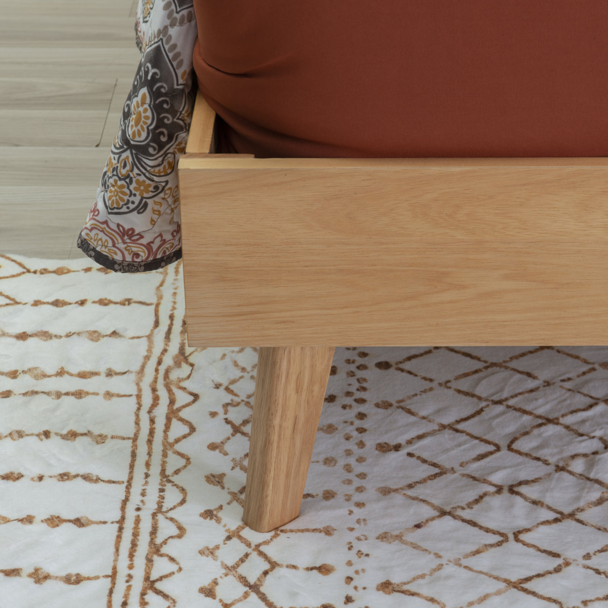 Corrigan Studio® Raenada Mid Century Natural Queen Low Profile Platform ...