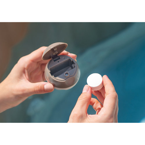 Intex Simple Spa 100-Jet Inflatable Hot Tub with Filter Pump and Cover ...