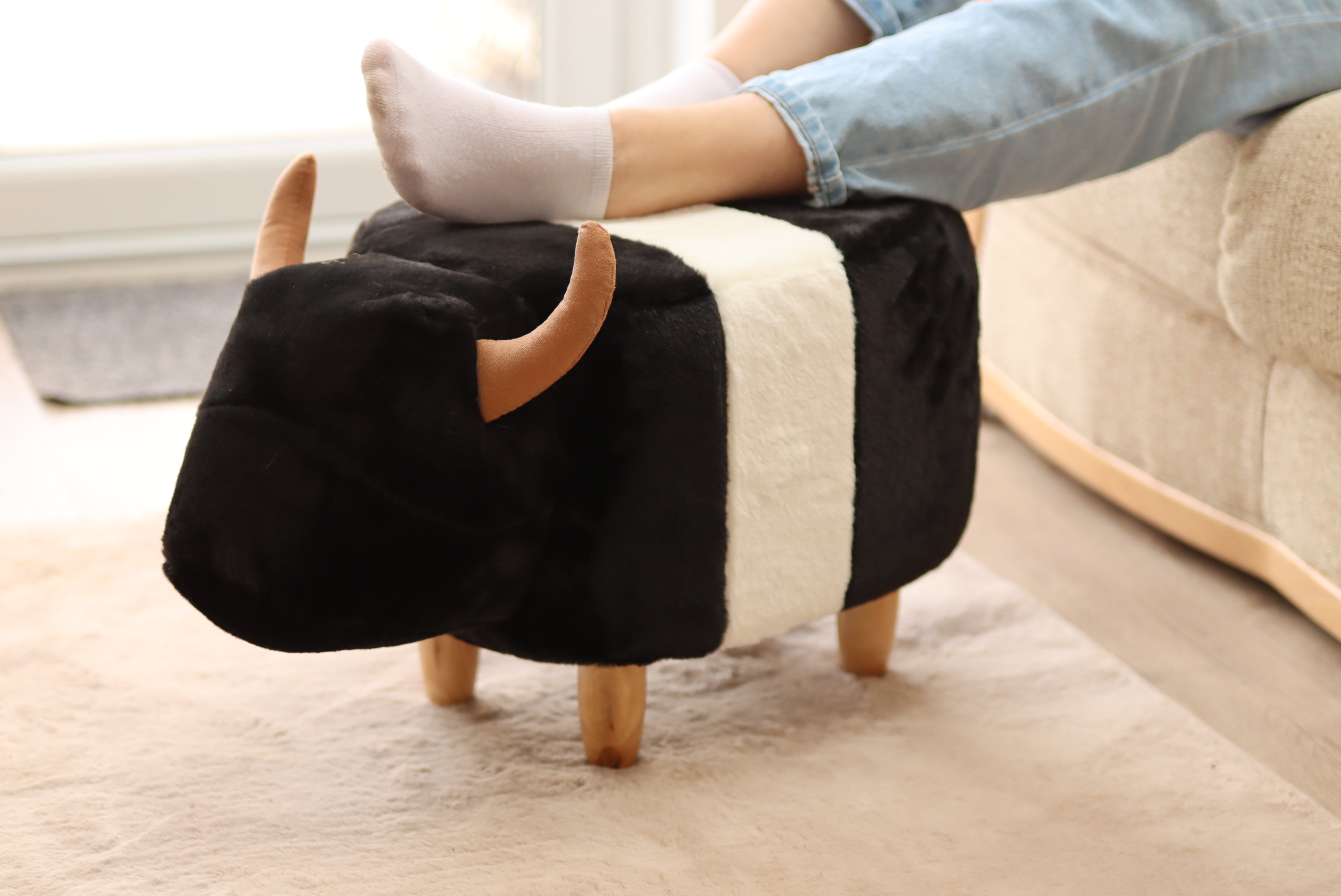Gardeco Beltie the belted cow animal footstool with wooden legs ...