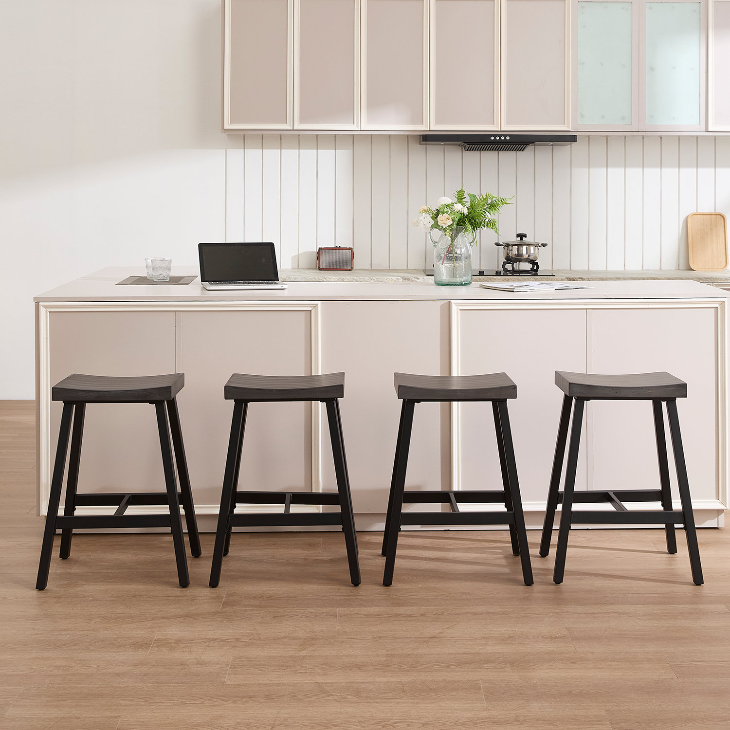 George Oliver Solid Wood Bar Stool Without Backrest, Saddle Stool With ...
