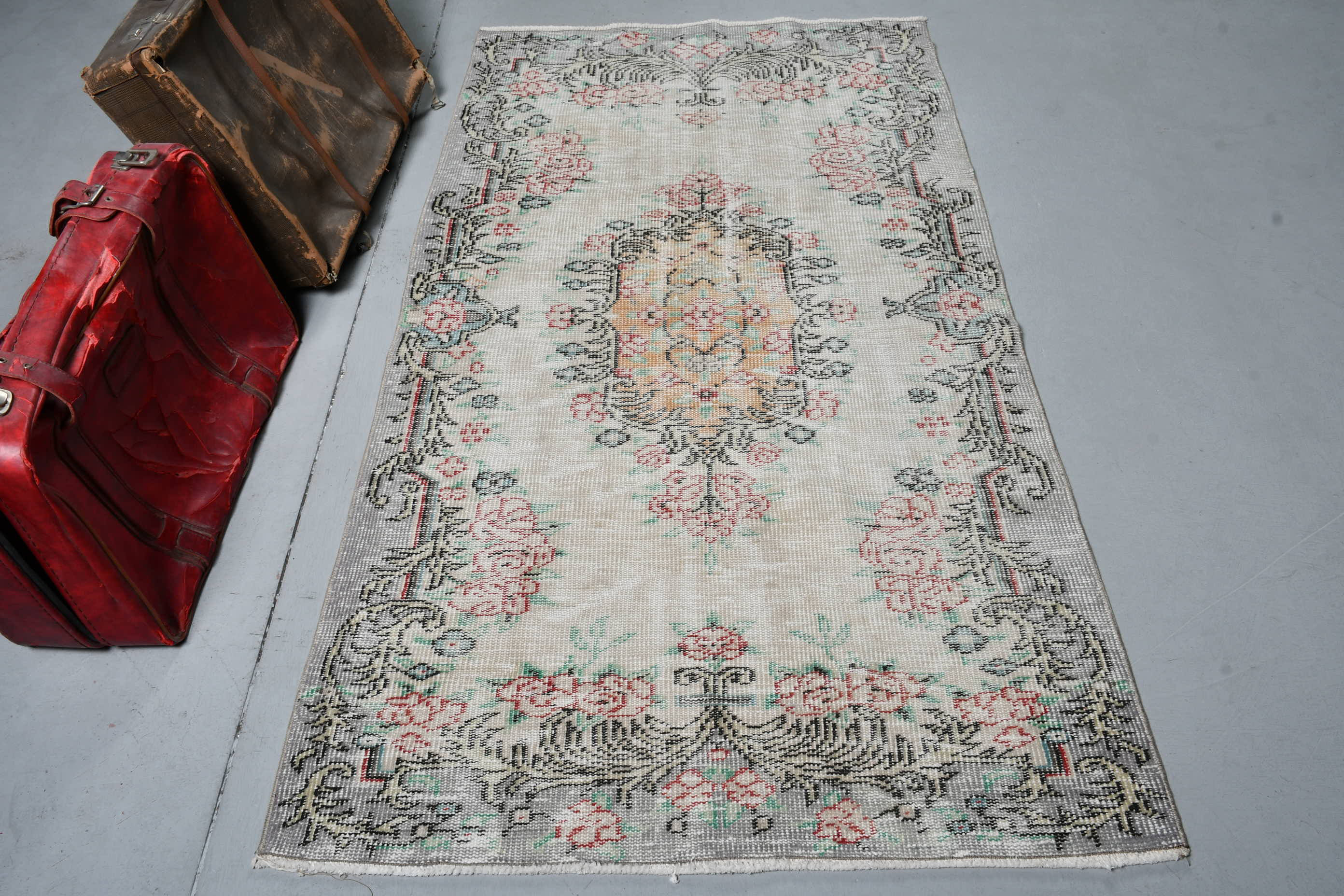 Bloomsbury Market Handmade Wool Turkish Rug With Oushak Style Floral ...