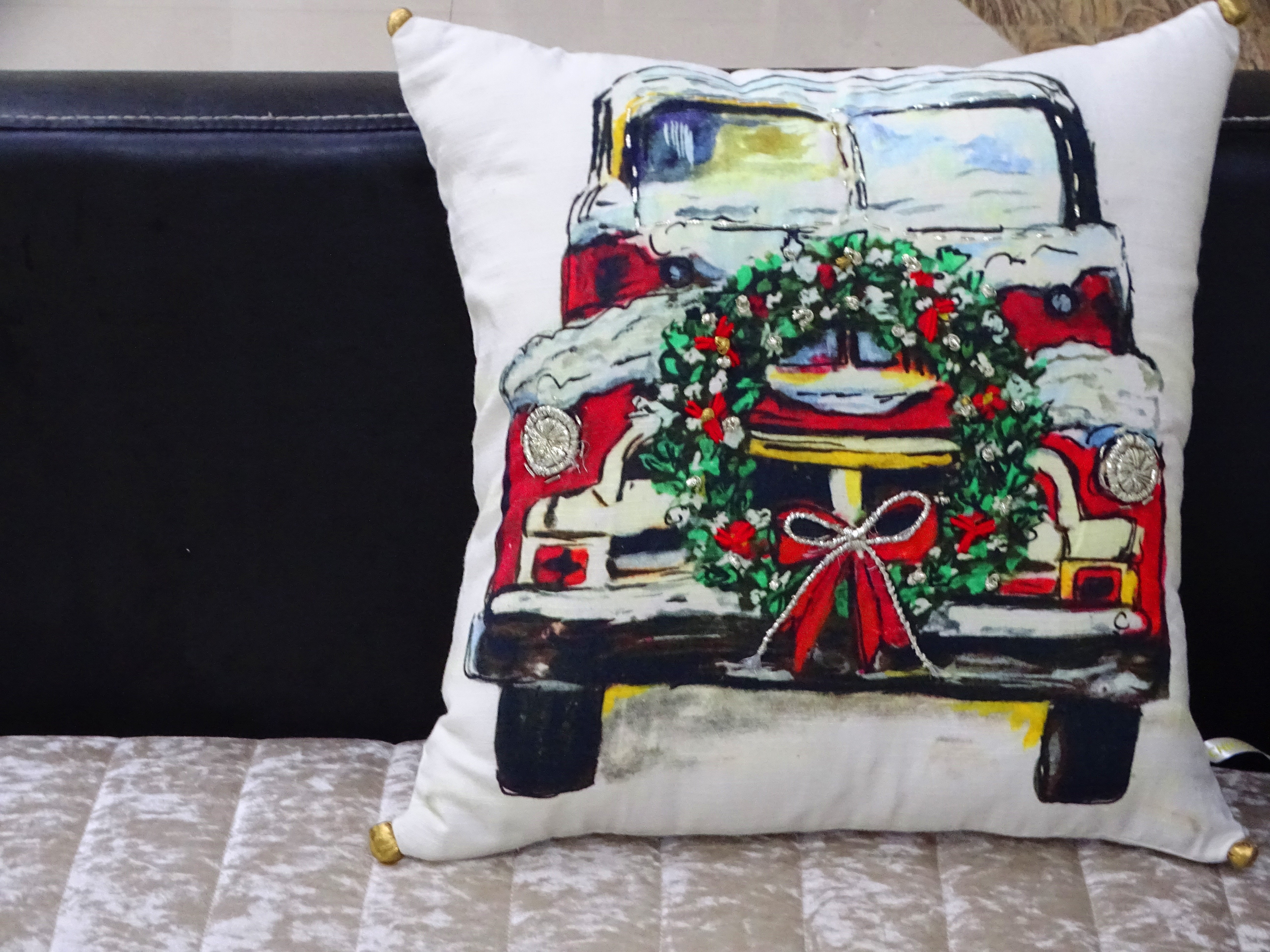 Classy R Us Christmas Holiday Car Throw Pillow Cover | Wayfair
