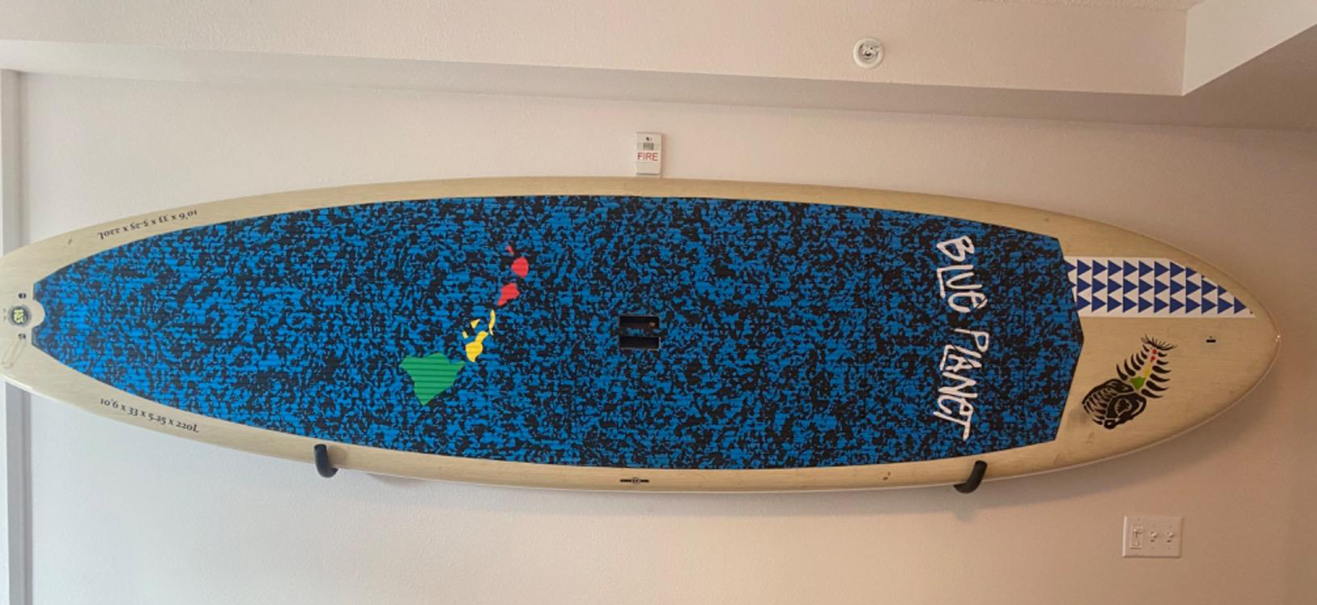 Artmeer Ultra-Strong Padded Wall Surfboard Rack - Marine-Grade Steel ...