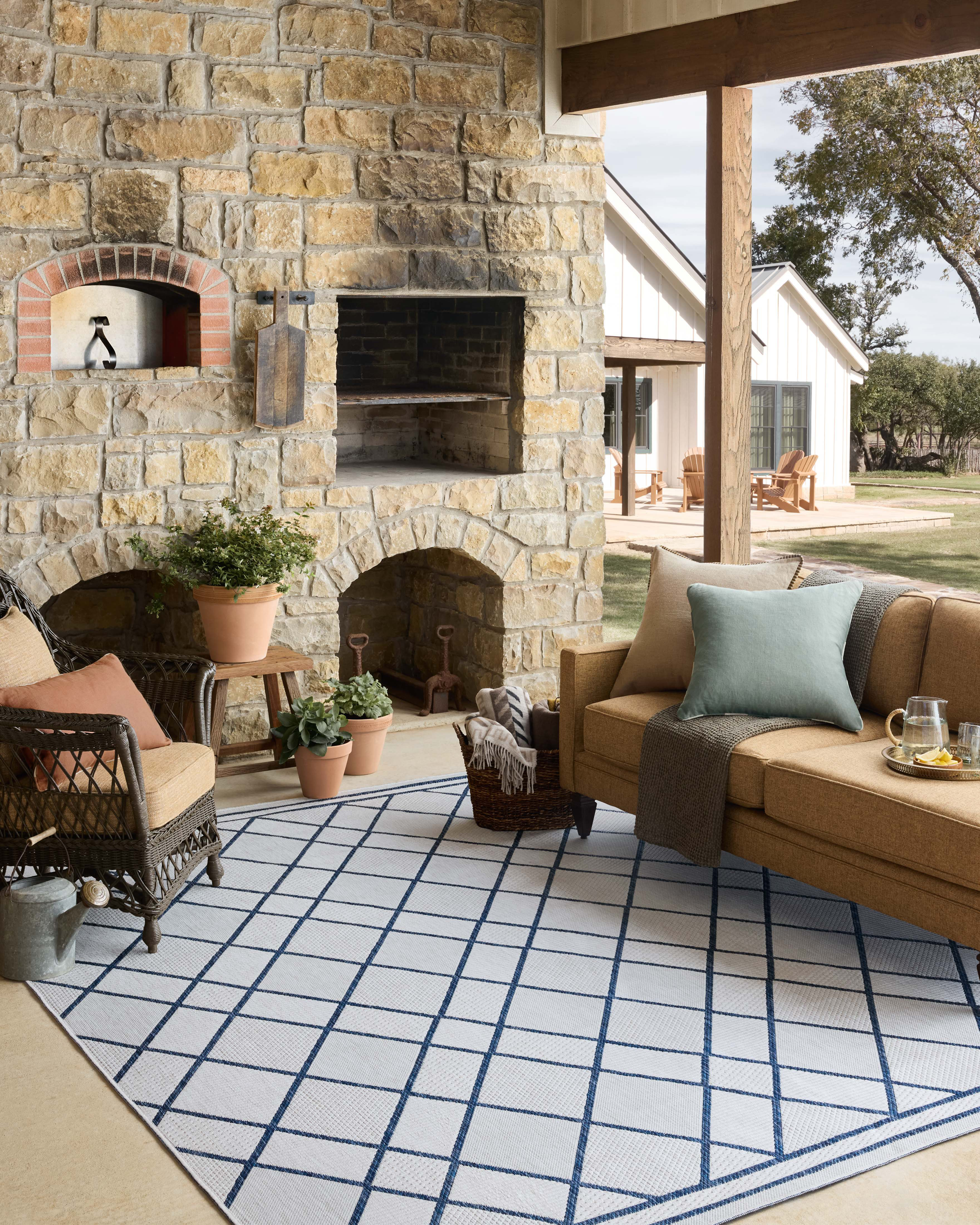 Loloi Rugs Loloi Easton Ivory / Denim Area Rug | Wayfair