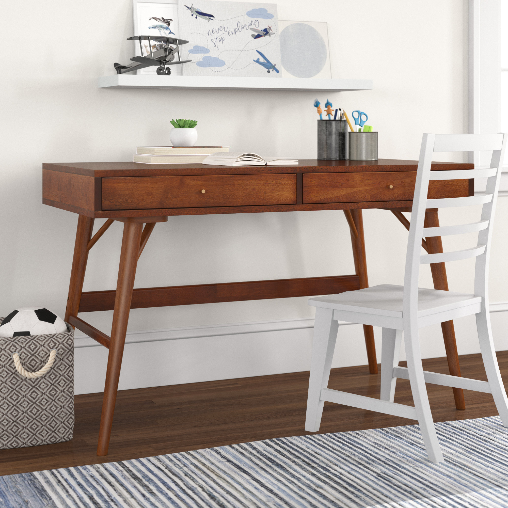 George Oliver Jacobalexander Desk & Reviews | Wayfair
