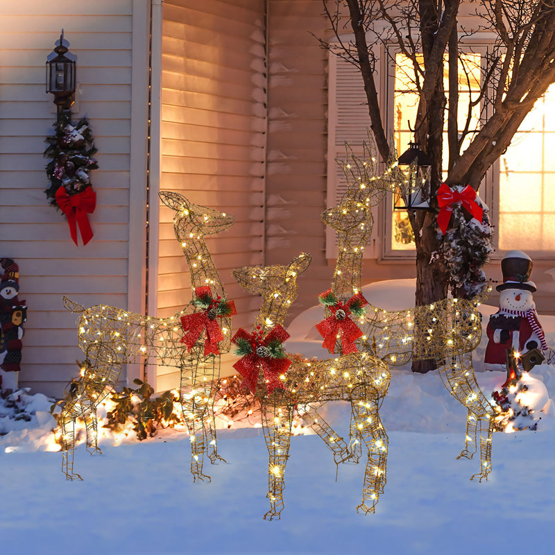 The Holiday Aisle® 3-Piece Rattan and Iron Reindeer Family Lighted ...