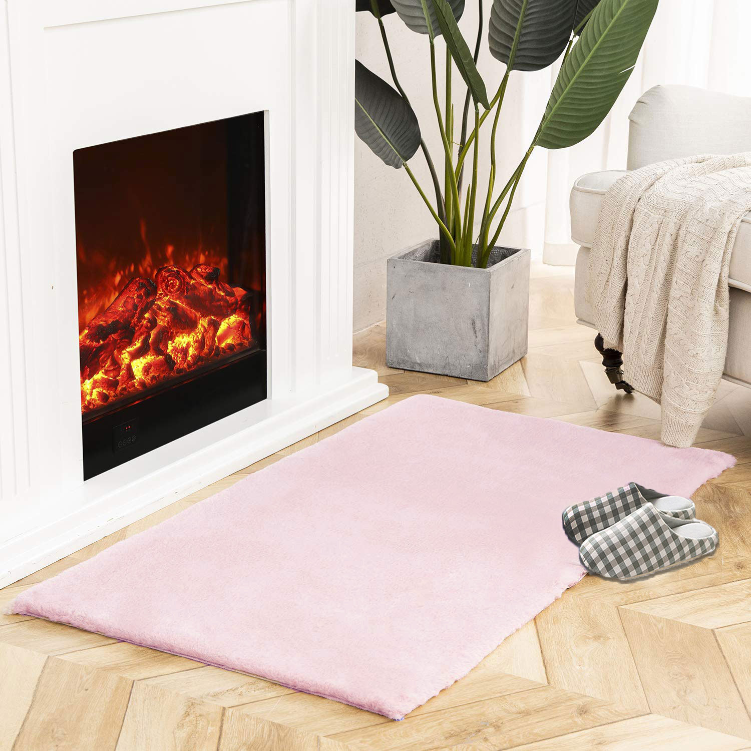 Mercer41 Sunaina Faux Fur Solid Color Rug & Reviews | Wayfair