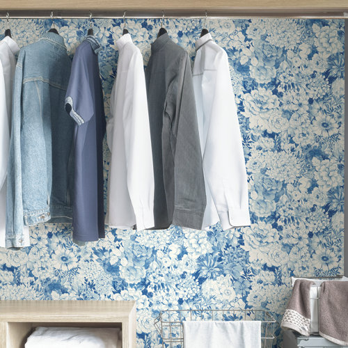 Red Barrel Studio® Kachelle Floral Roll & Reviews | Wayfair