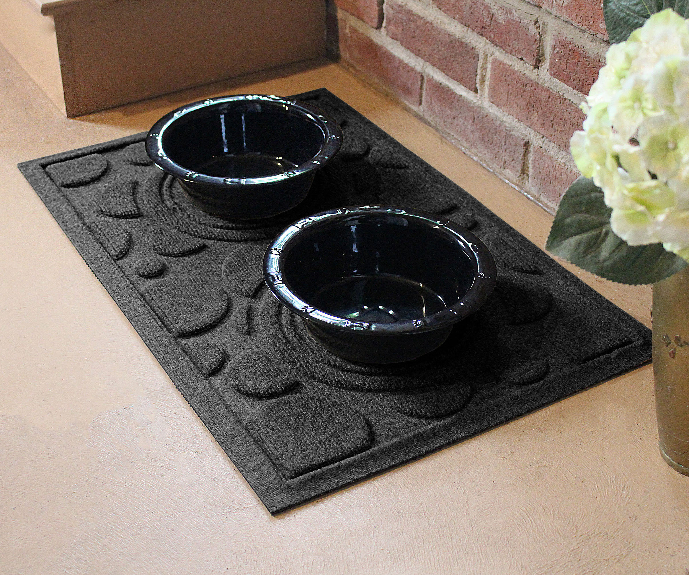 Matterly WaterHog Dog Bowl Dots 18 in. x 27 in. Pet Feeder Mat ...