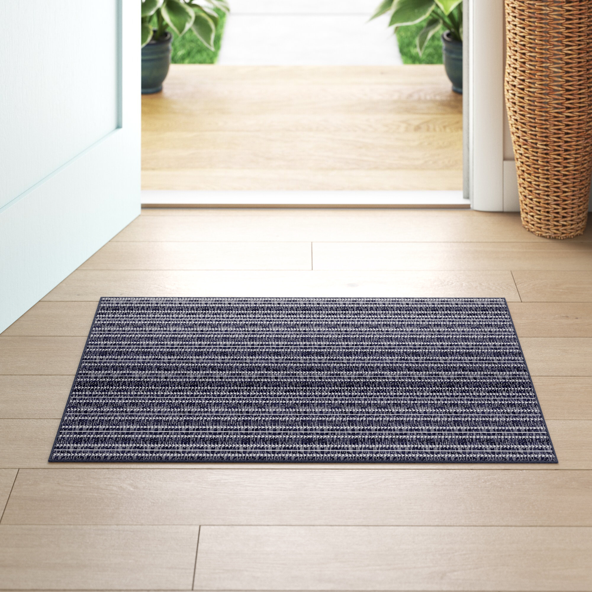 Sand & Stable™ Tapis rayé bleu marine intérieur / extérieur Joey et Commentaires - Wayfair Canada