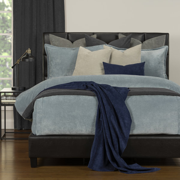 Siscovers Mixology Velvet Bed Cap Comforter Set with Sewn Corners ...
