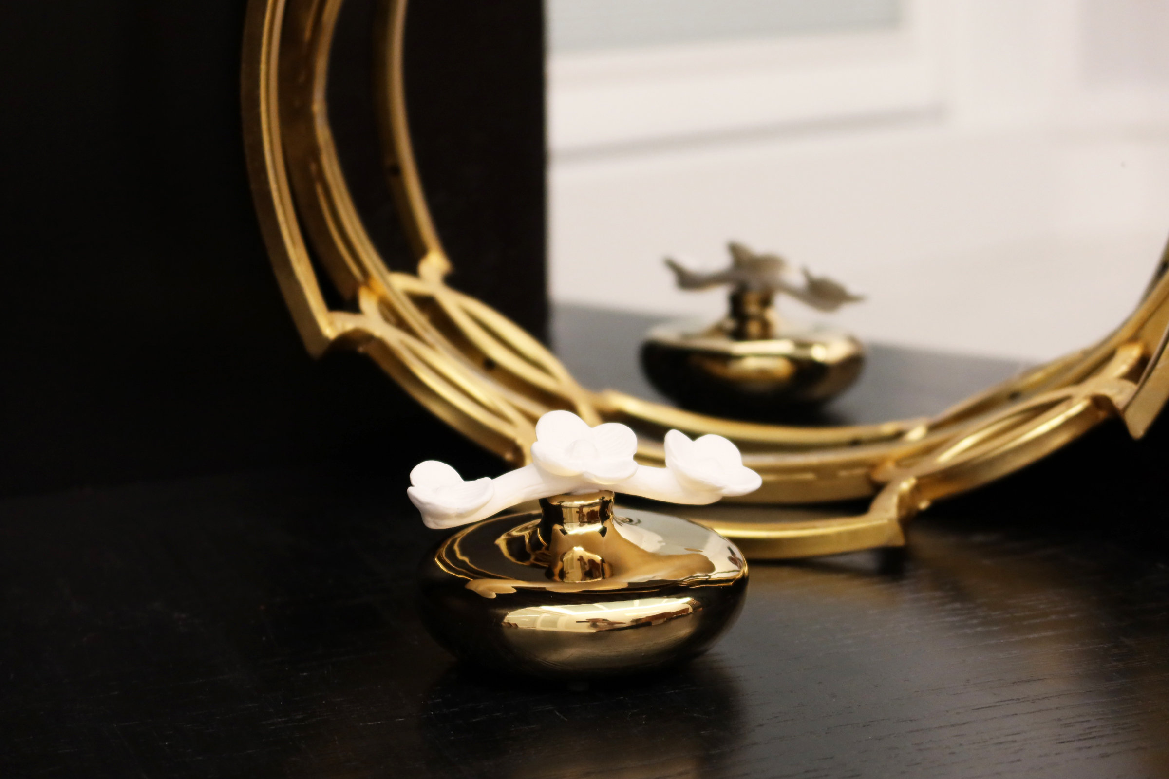 Vivience English Pear and Freesia Embossed Diffuser & Reviews - Wayfair ...