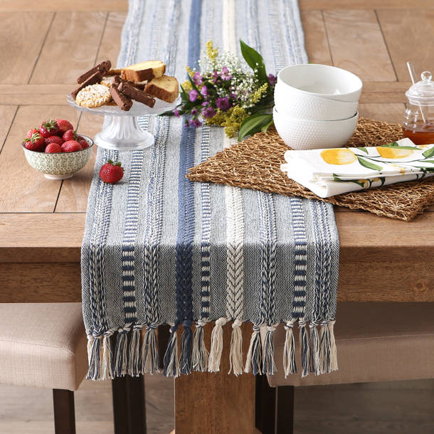 Gracie Oaks Mckinzi Rectangle Cotton Table Runner | Wayfair