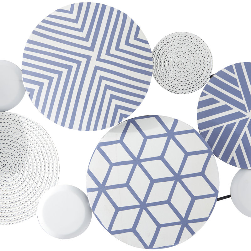 CosmoLiving by Cosmopolitan Metal Plate Wall Decor with Intricate ...