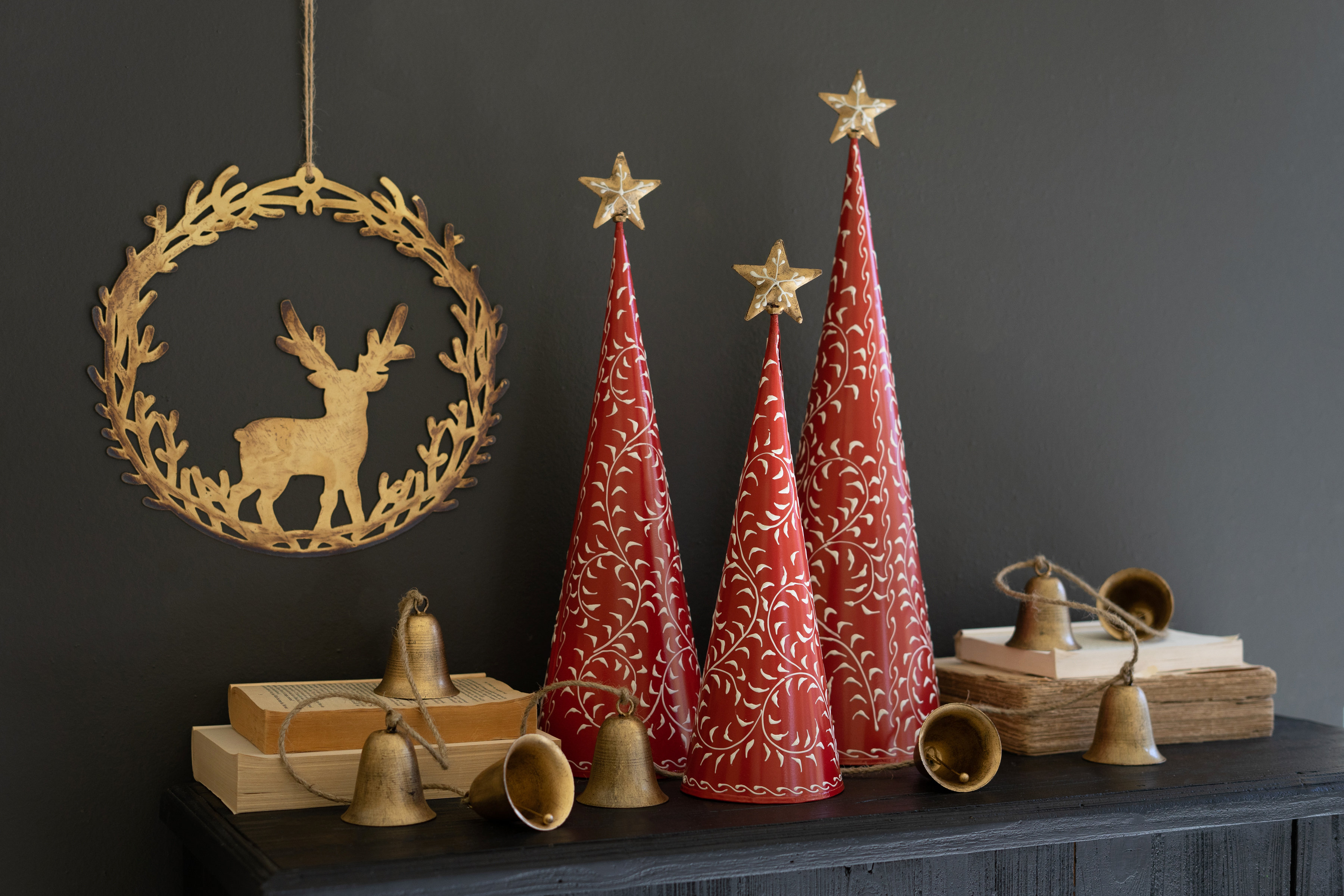 Kalalou Set Of 3 Christmas Topiaries With Gold Metal Stars In Red ...