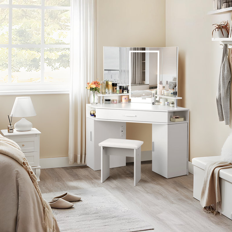 vanity table trifold mirror