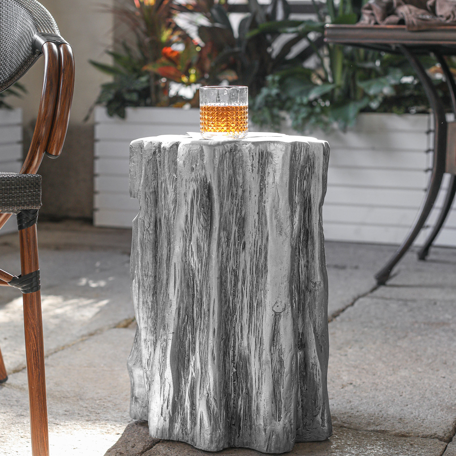 DOWLVN Tree Stump Trunk Side End Table, Faux Wood Patio Table, Garden ...