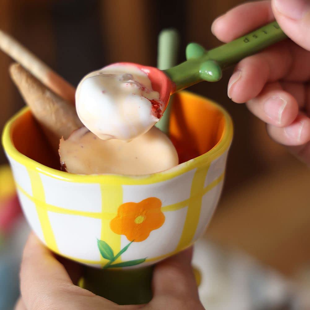 cute baking measuring spoons