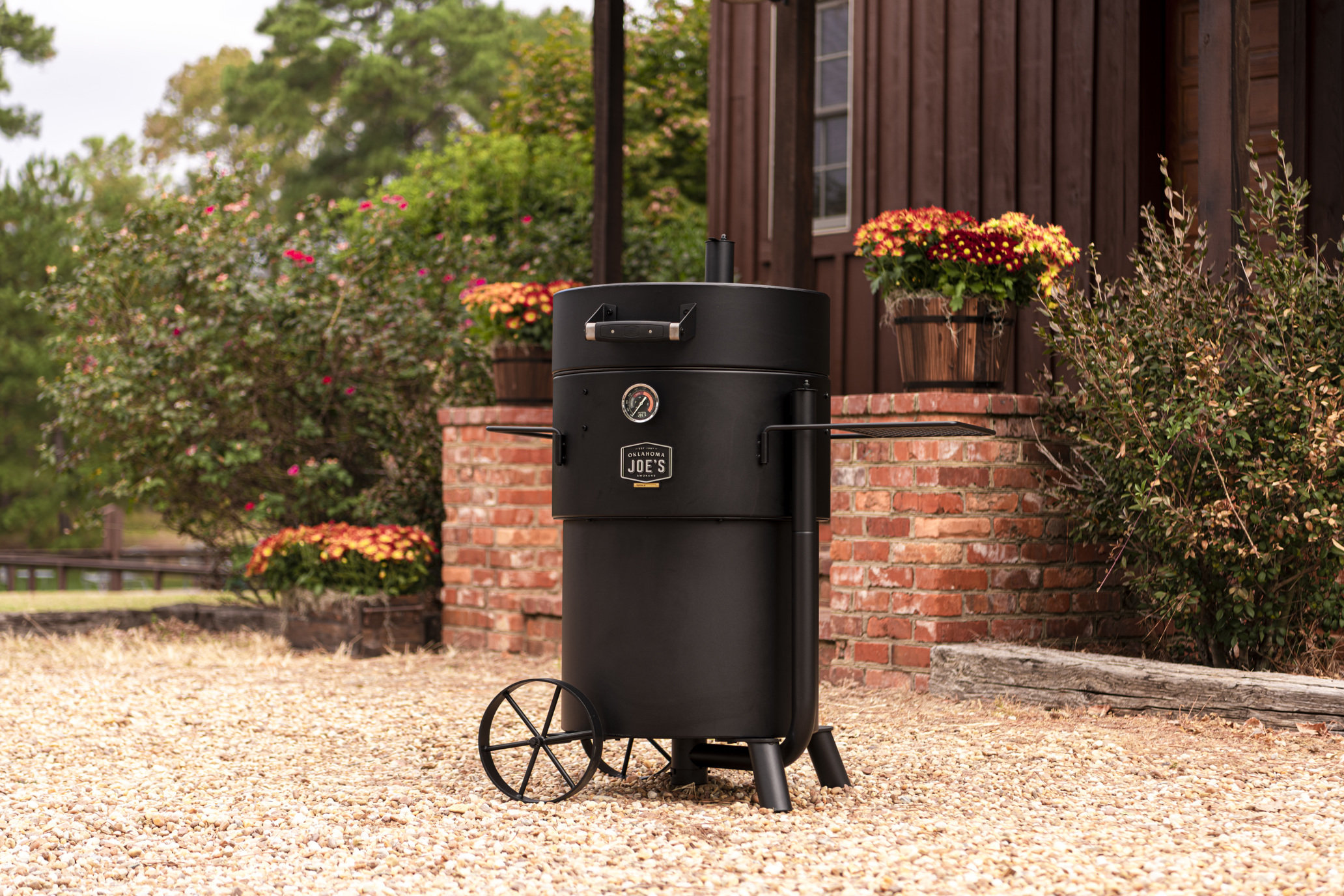 Oklahoma Joe's Bronco Pro Charcoal Drum Smoker & Reviews - Wayfair Canada