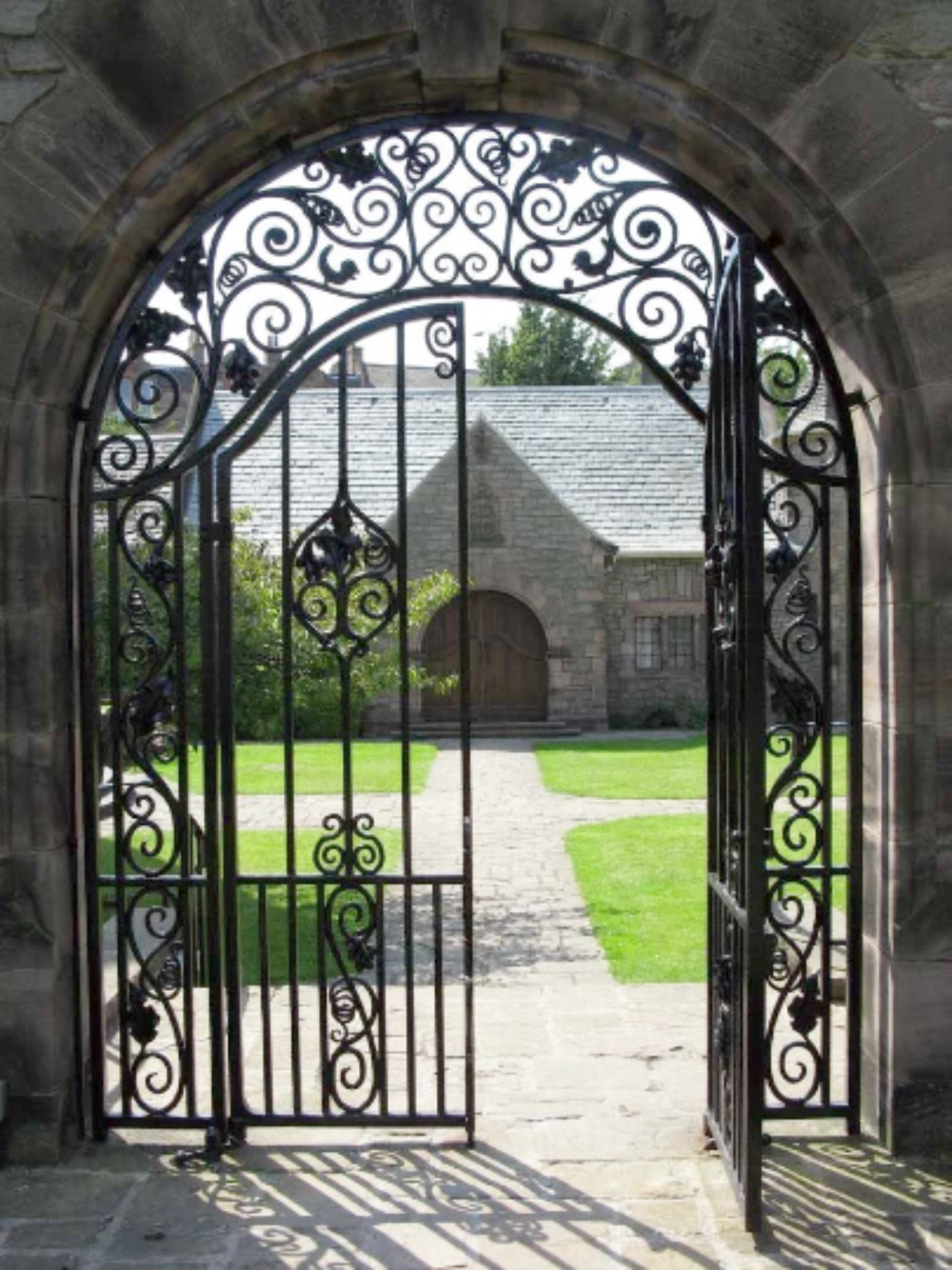 TAIMCO Modern Visual Art Vintage Metal Gate | Custom Fabrication Metal ...