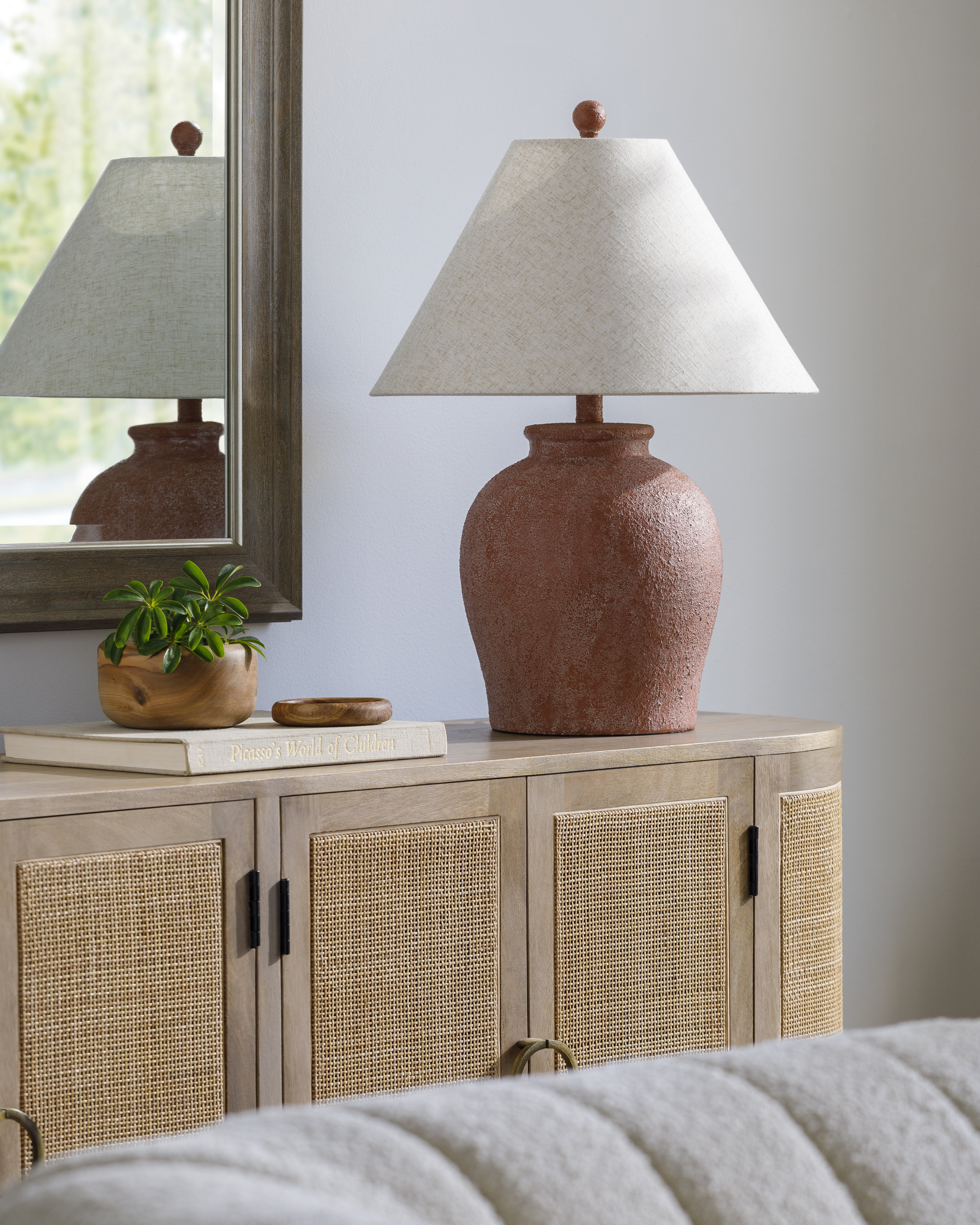 Lark Manor™ Arthena Ceramic Table Lamp & Reviews | Wayfair