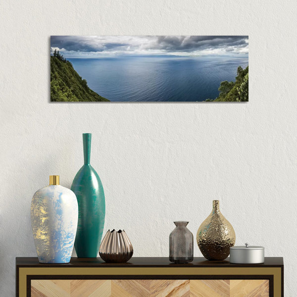 House of Hampton Portugal, Azores, Pico Island, Terra Alta. Miradouro ...
