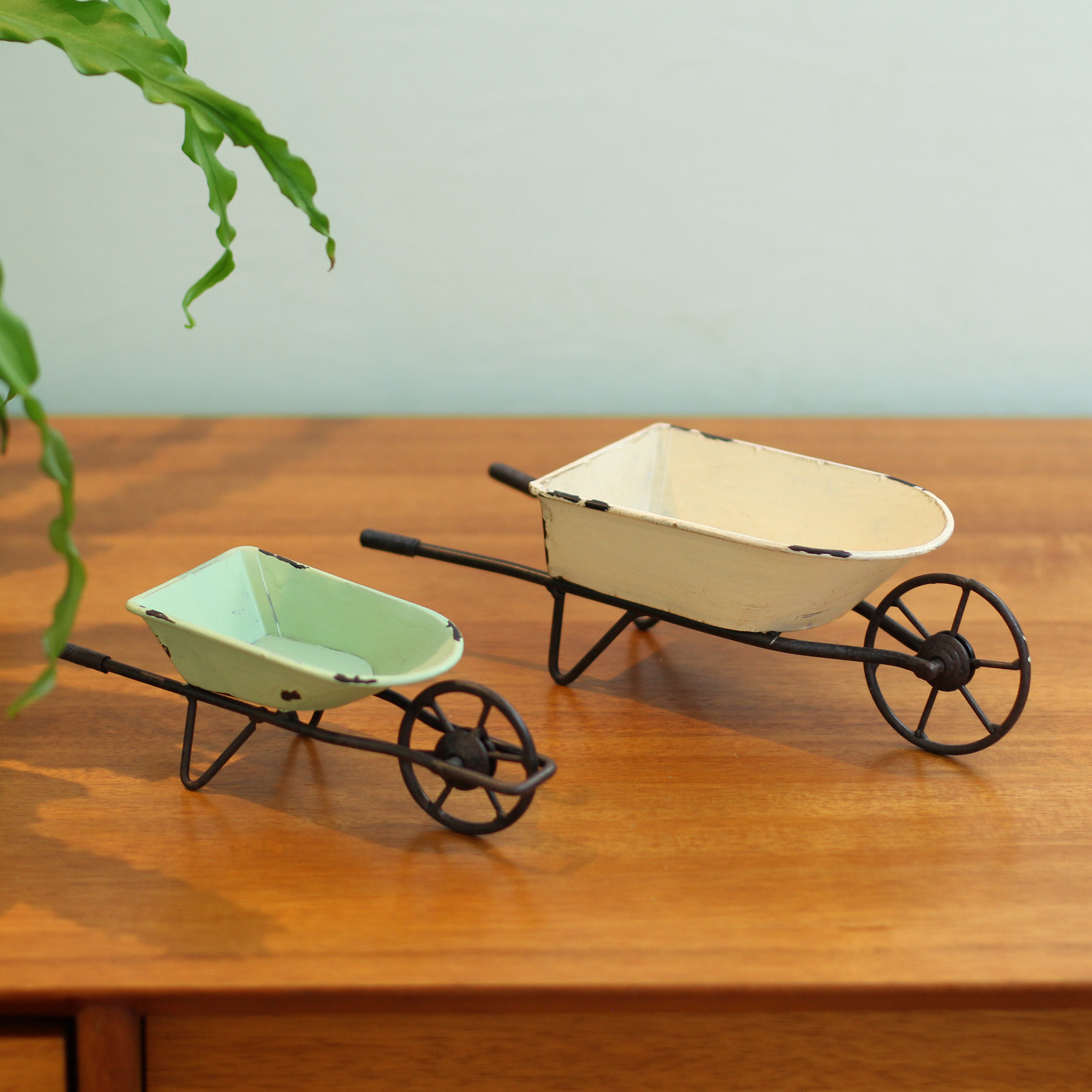 August Grove® Elina Homestead Tabletop Metal Farmhouse Wheelbarrow Set ...