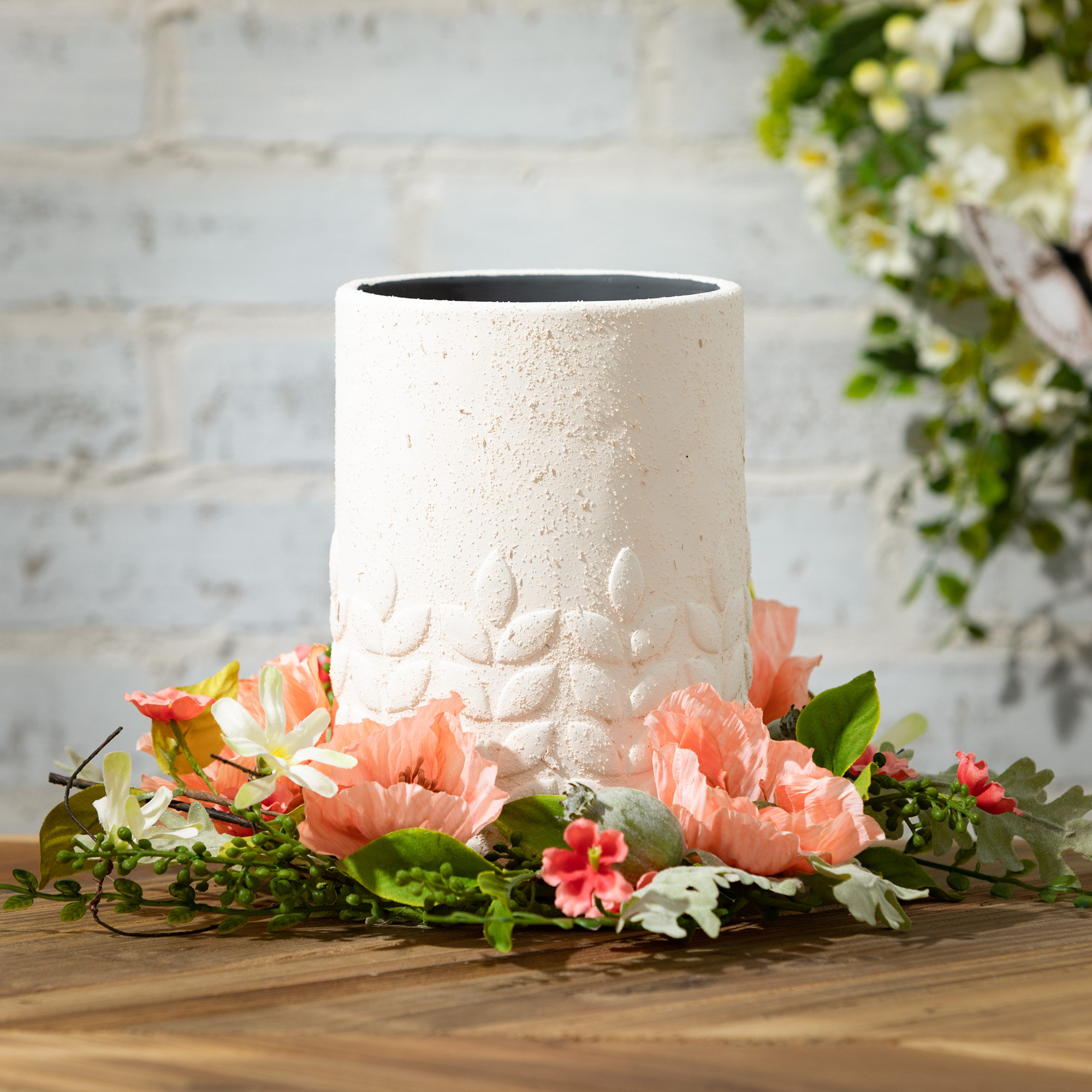 Winston Porter 8.25" Modern Leaf Tall Cream Pot - Wayfair Canada