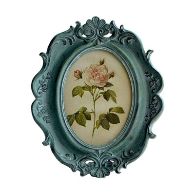 old fashioned oval picture frames