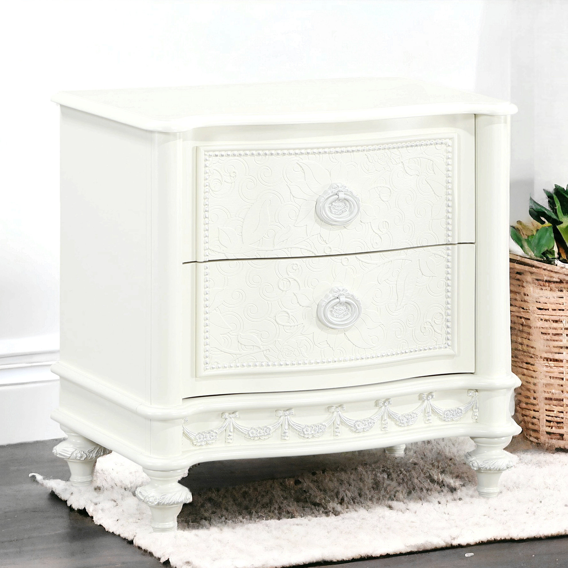 World Menagerie Tween Nightstand - Ivory Finish, Floral Details & 2 ...
