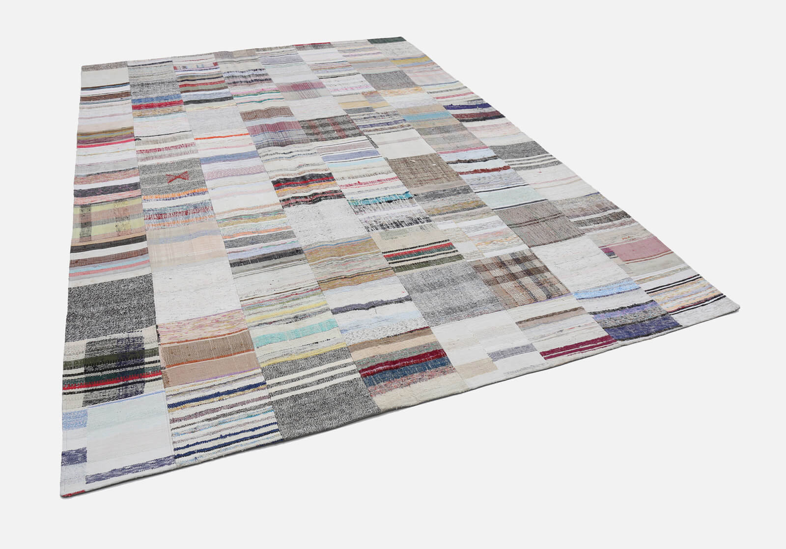 Bungalow Rose Vipin Patchwork Machine Woven Rectangle 8'3" x 11'7" Wool ...
