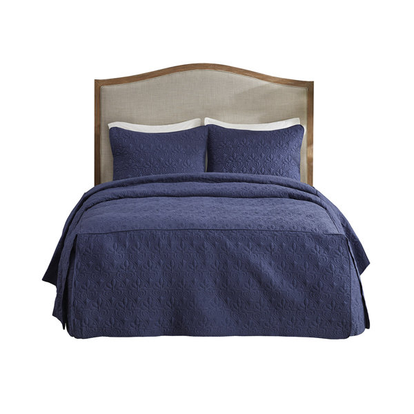 Gracie Mills Sandy 3 Piece Split Corner Classic Pleated Quilted ...