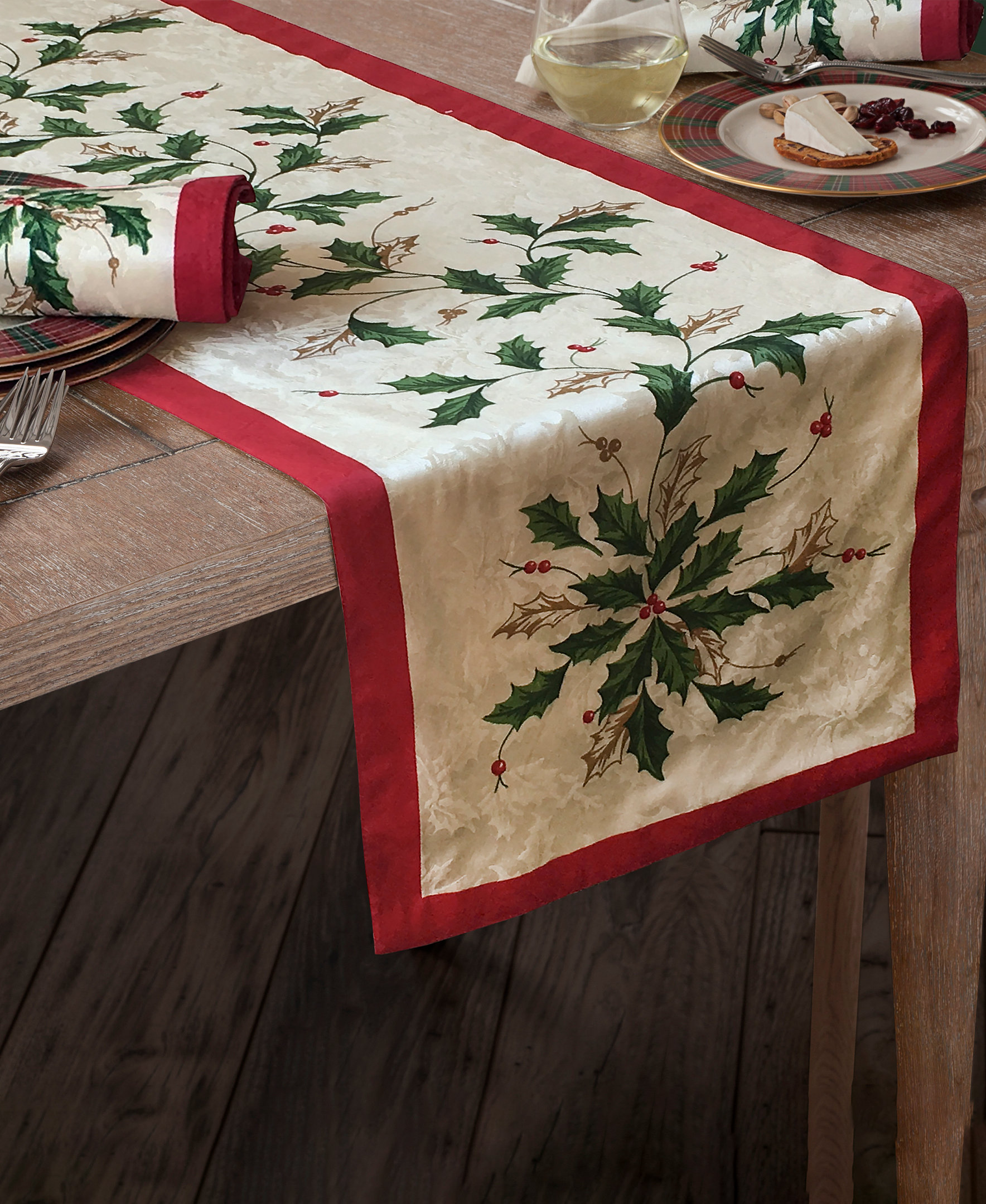 Lenox Holiday Runner & Reviews | Wayfair