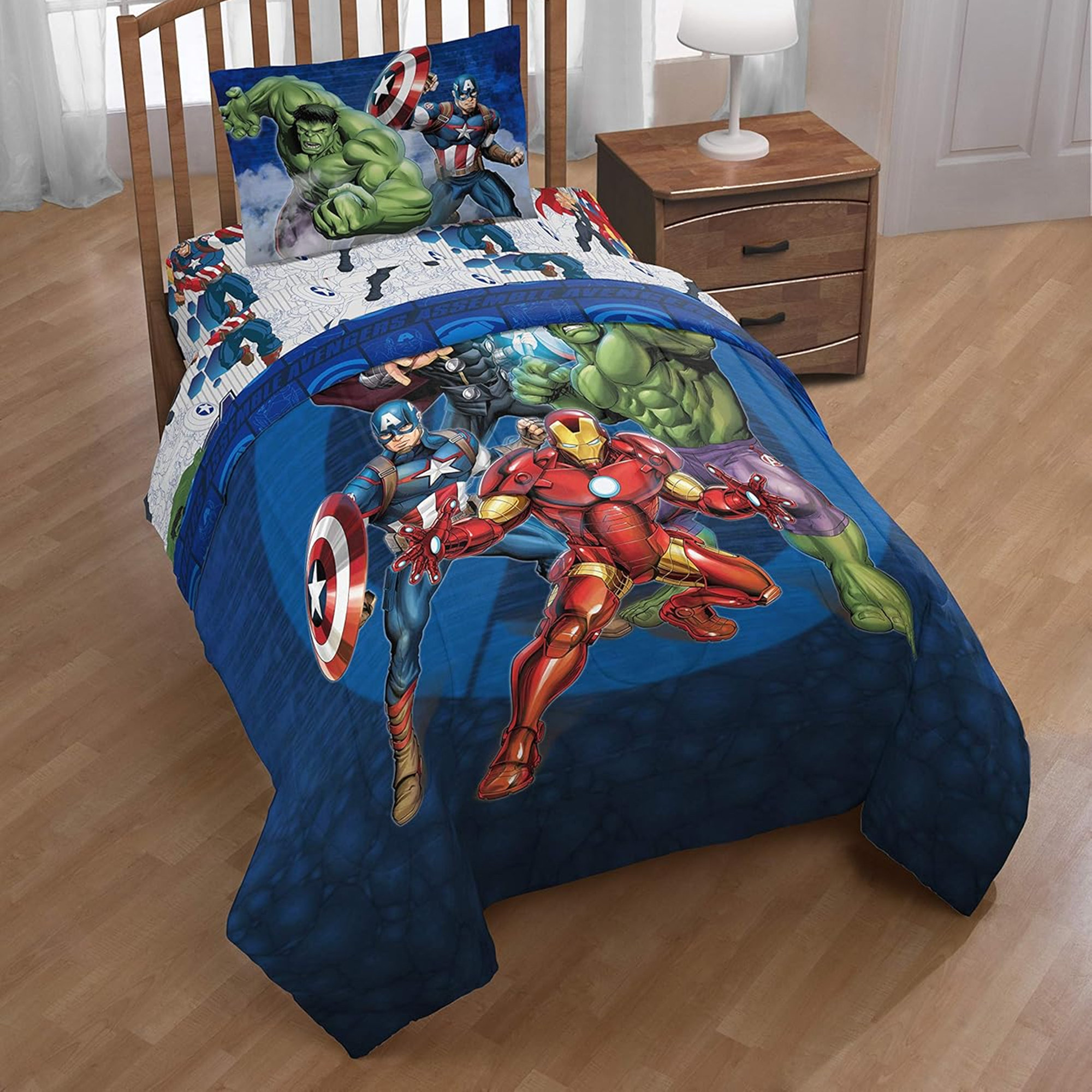 KIBNOF Marvel Avengers Blue Circle Bed Set, Twin - Wayfair Canada