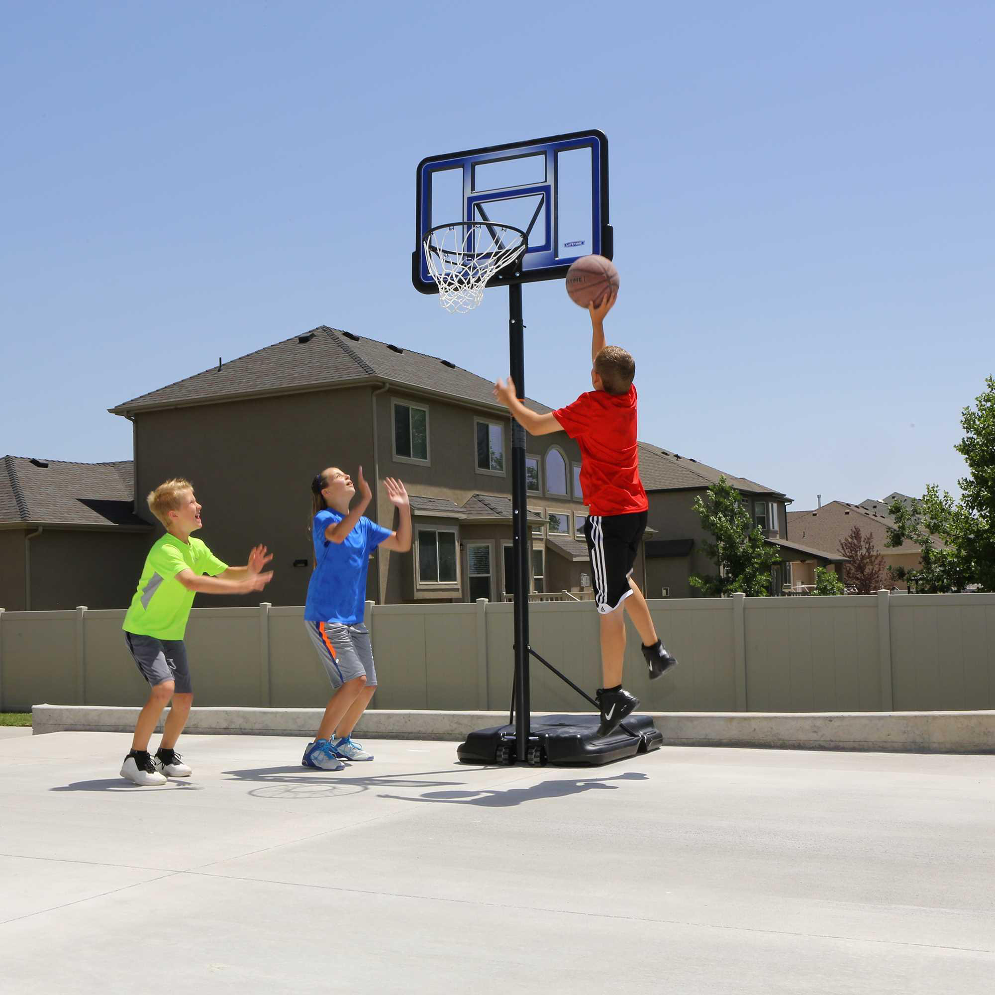 Lifetime Height Adjustable Portable Basketball Hoop (42" Acrylic ...