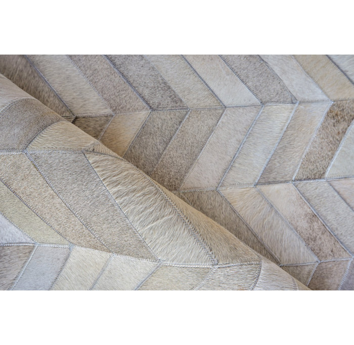 Exquisite Rugs Natural Hide Handmade Cowhide White/Silver Rug & Reviews ...