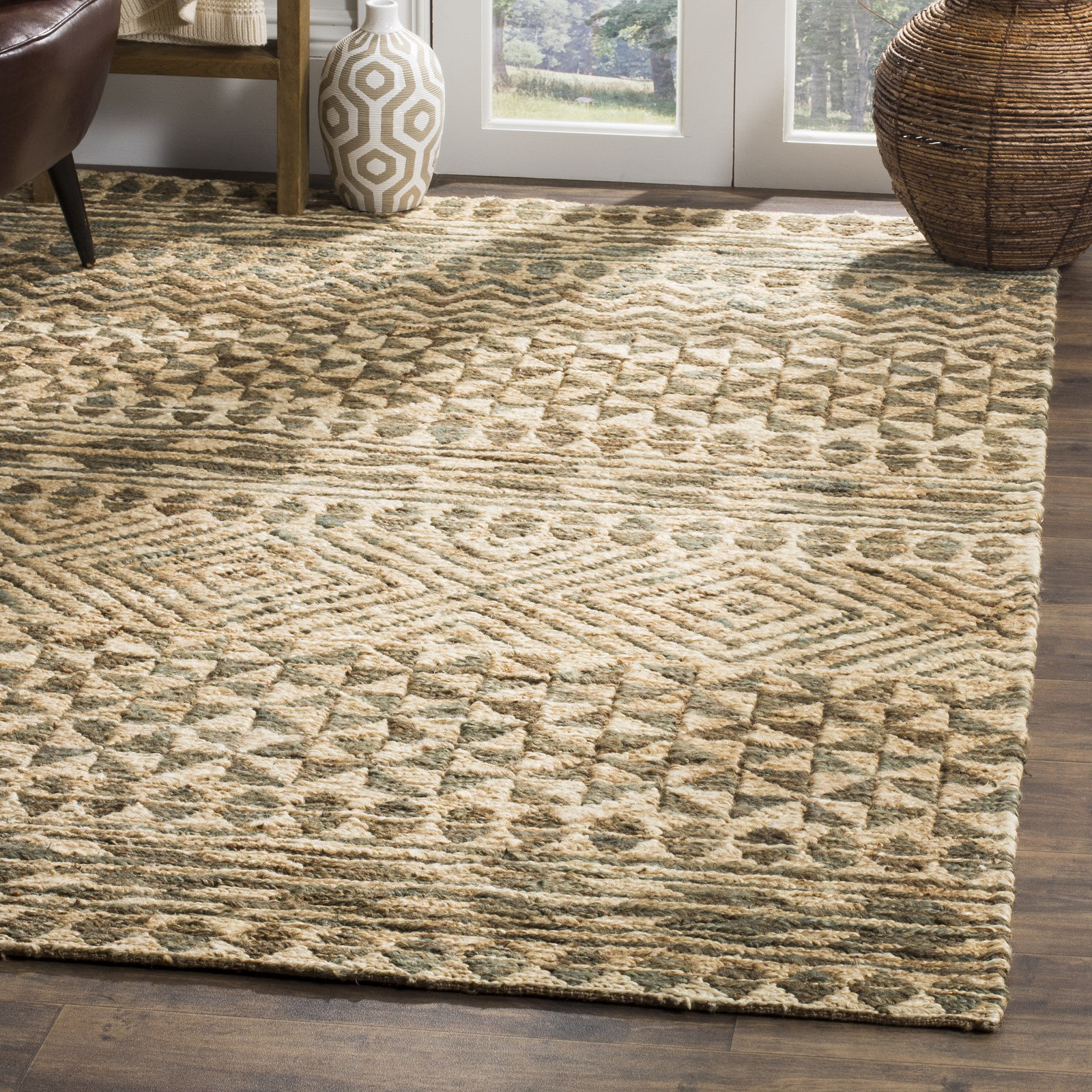 Safavieh Geometric Hand Woven Jute Geometric Rug | Wayfair