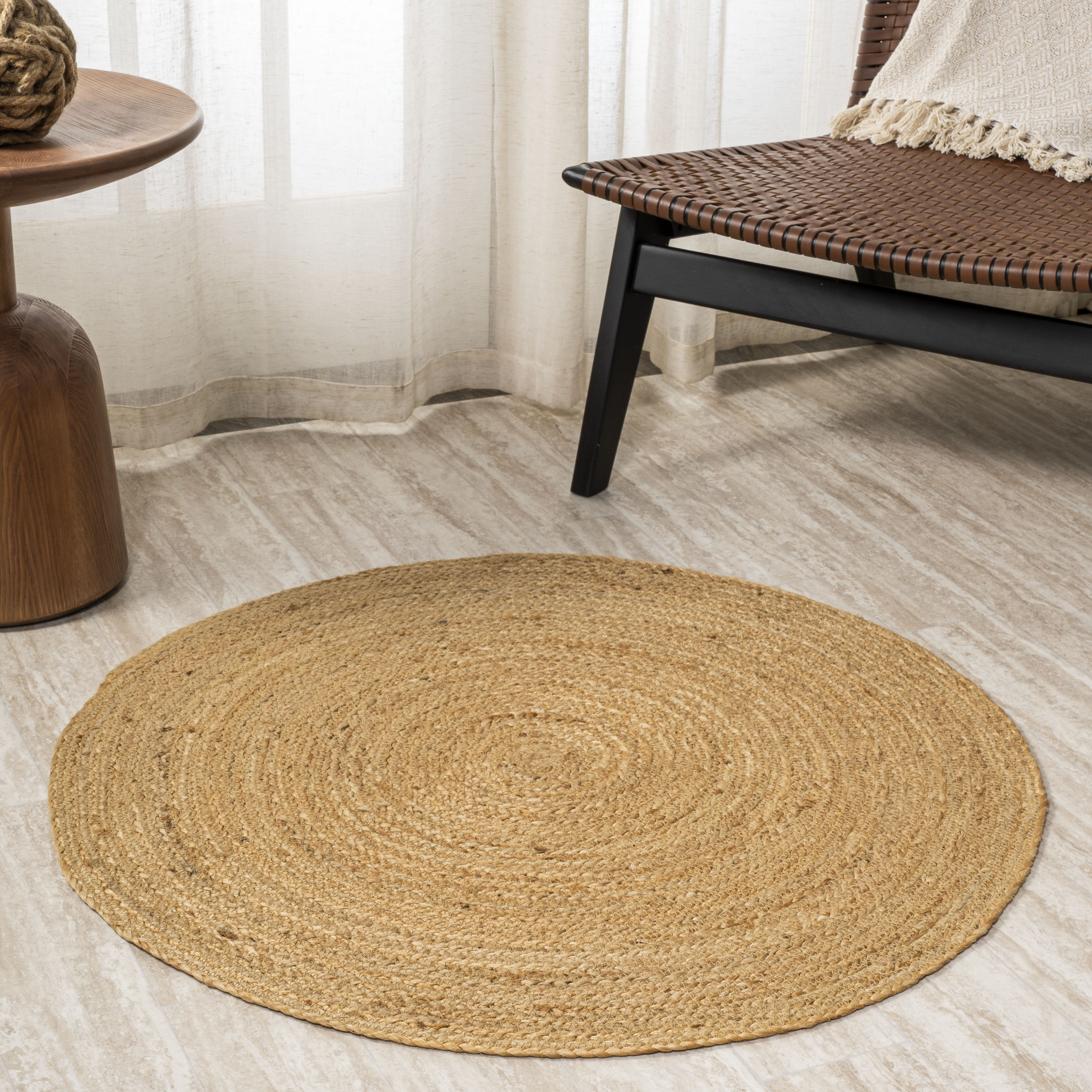 Rosecliff Heights Ammerman Round Natural Jute Braided Circle Natural ...