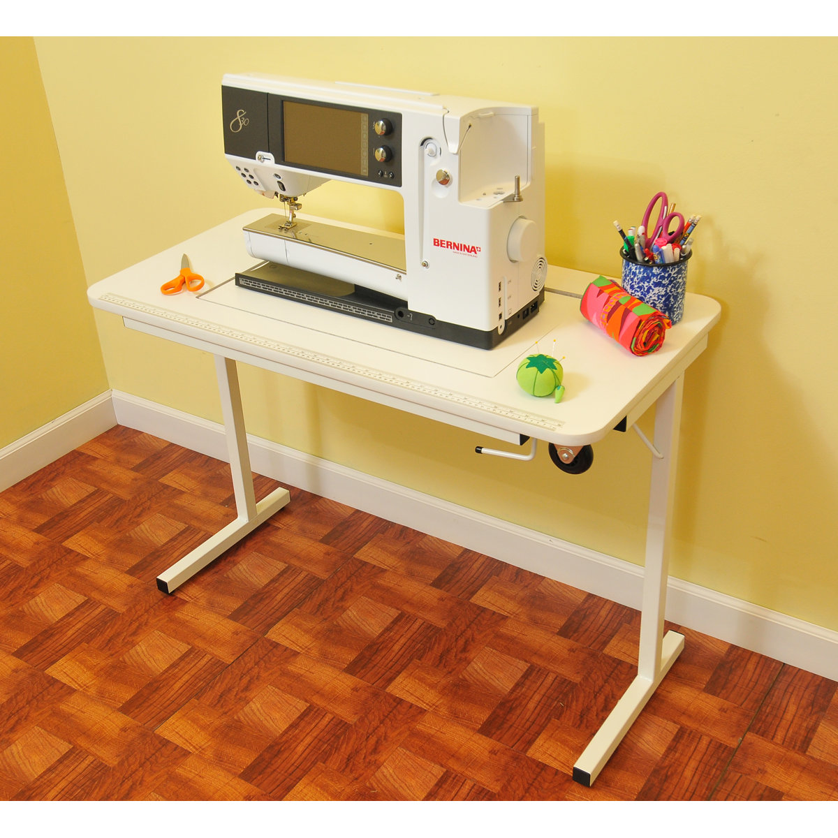 Arrow Sewing Gidget II Sewing Table with Manual Machine Lift by Arrow ...