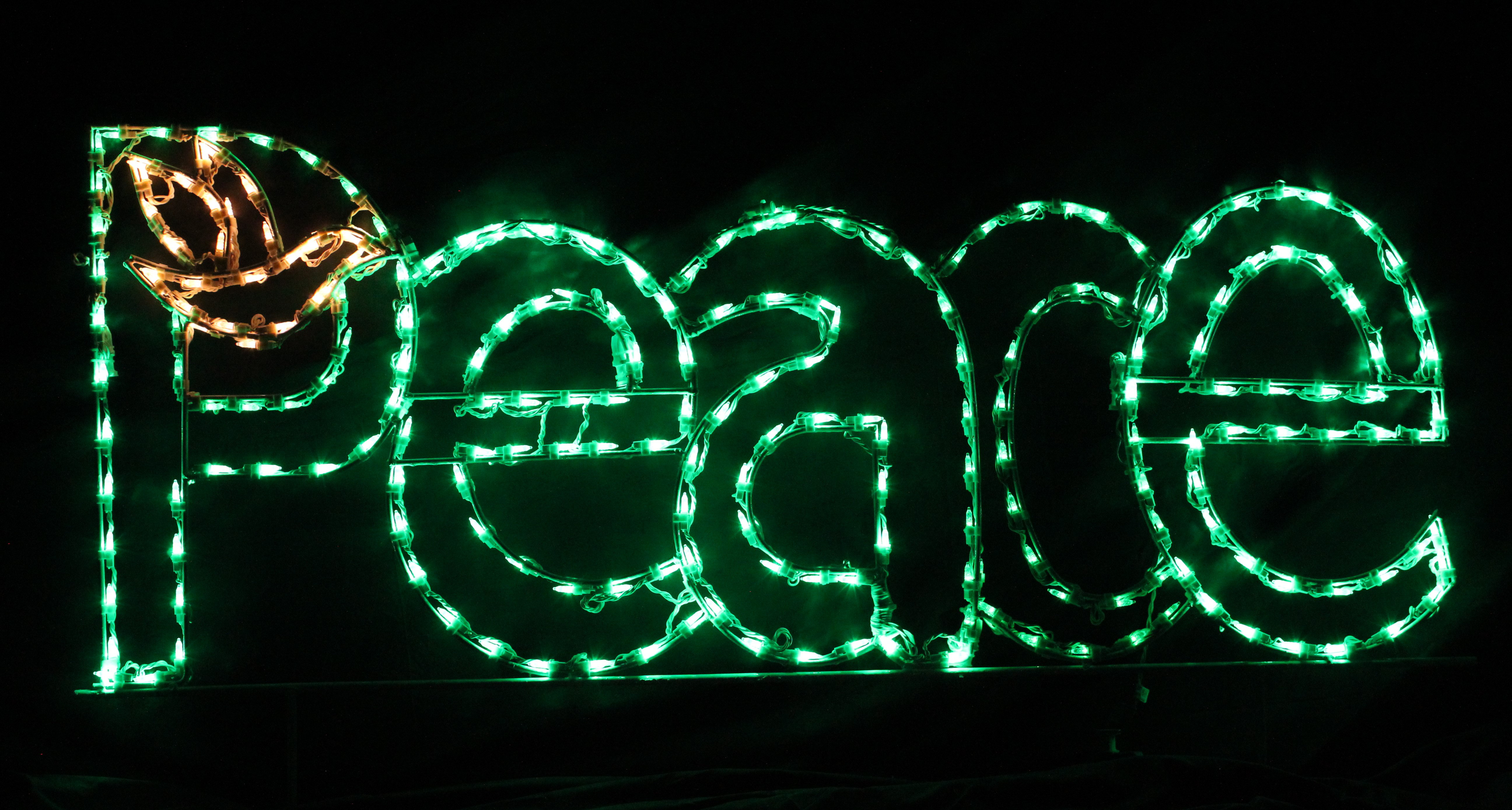 Lori's Lighted D'Lites Peace with Dove Bold Letter Sign Christmas ...