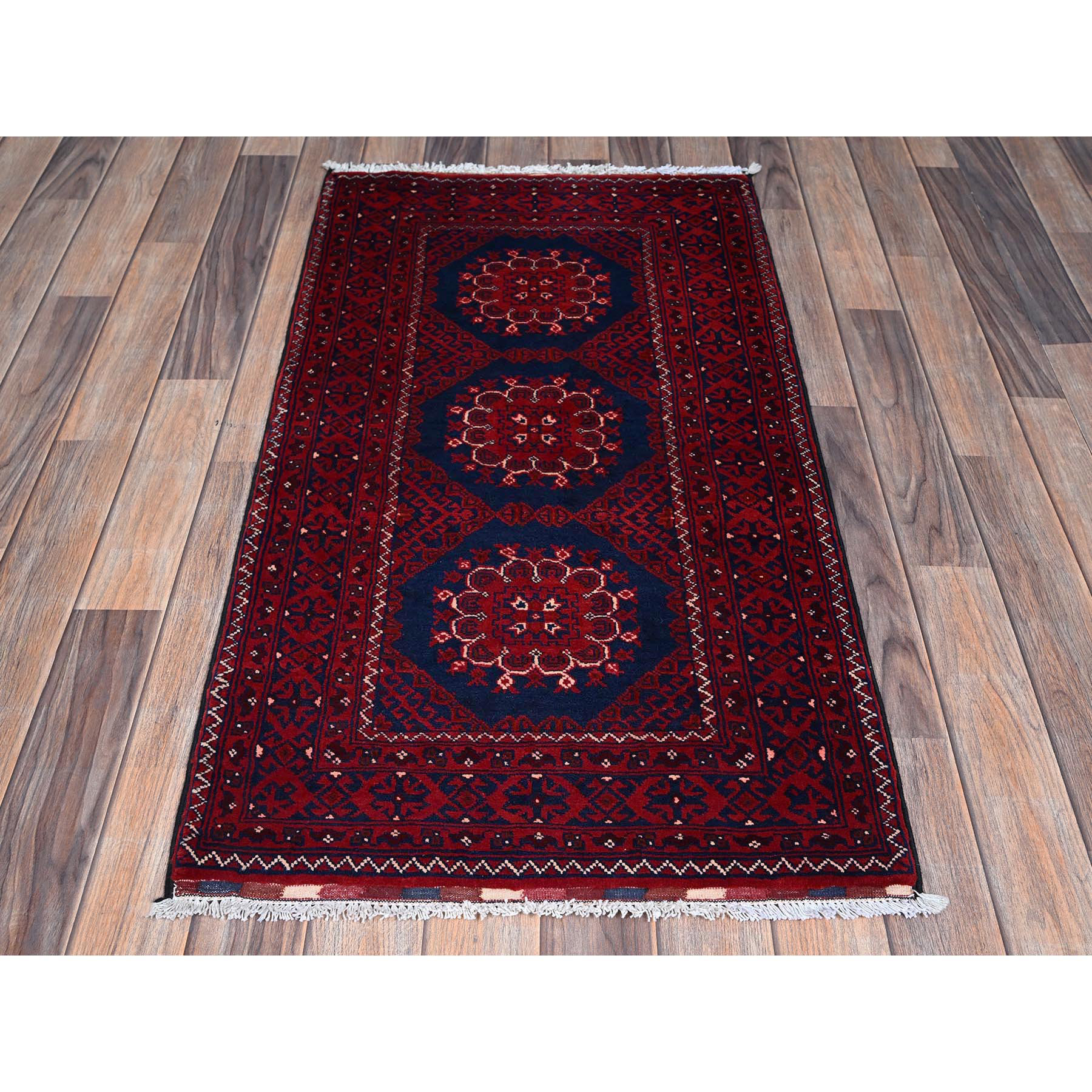 Dakota Fields 2'2"x4' Scarlet Red, Hand Knotted, Afghan Khamyab with ...