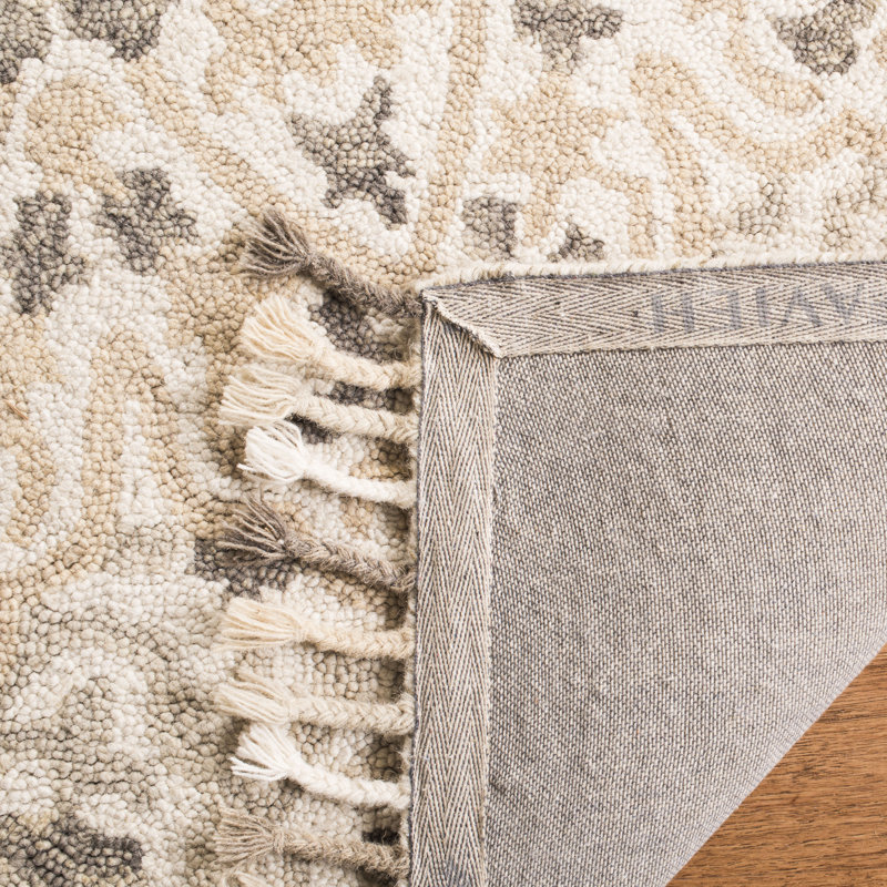 Langley Street Ferrera Flatweave Wool Floral Rug & Reviews | Wayfair